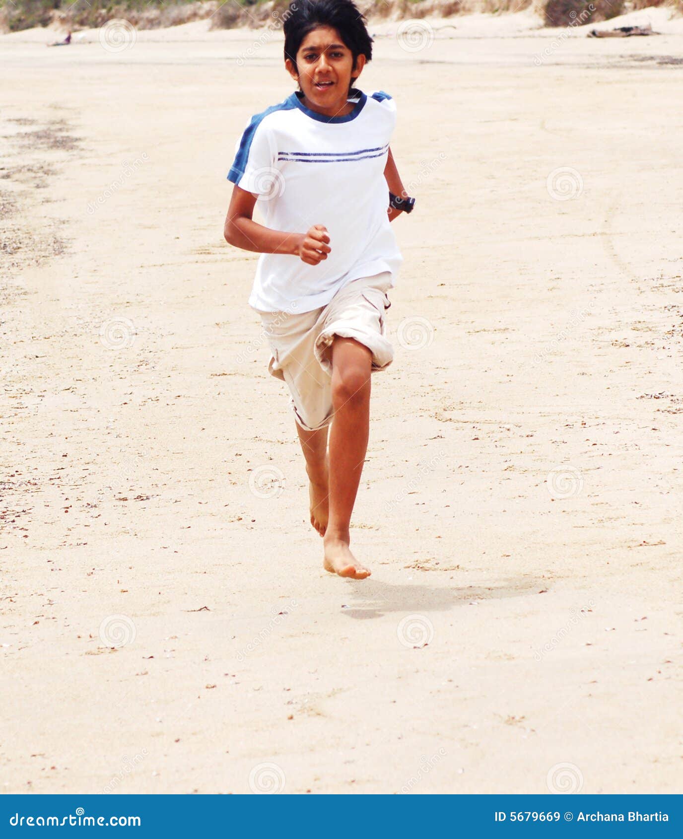 Boy running stock image. Image of child, summer, play - 5679669