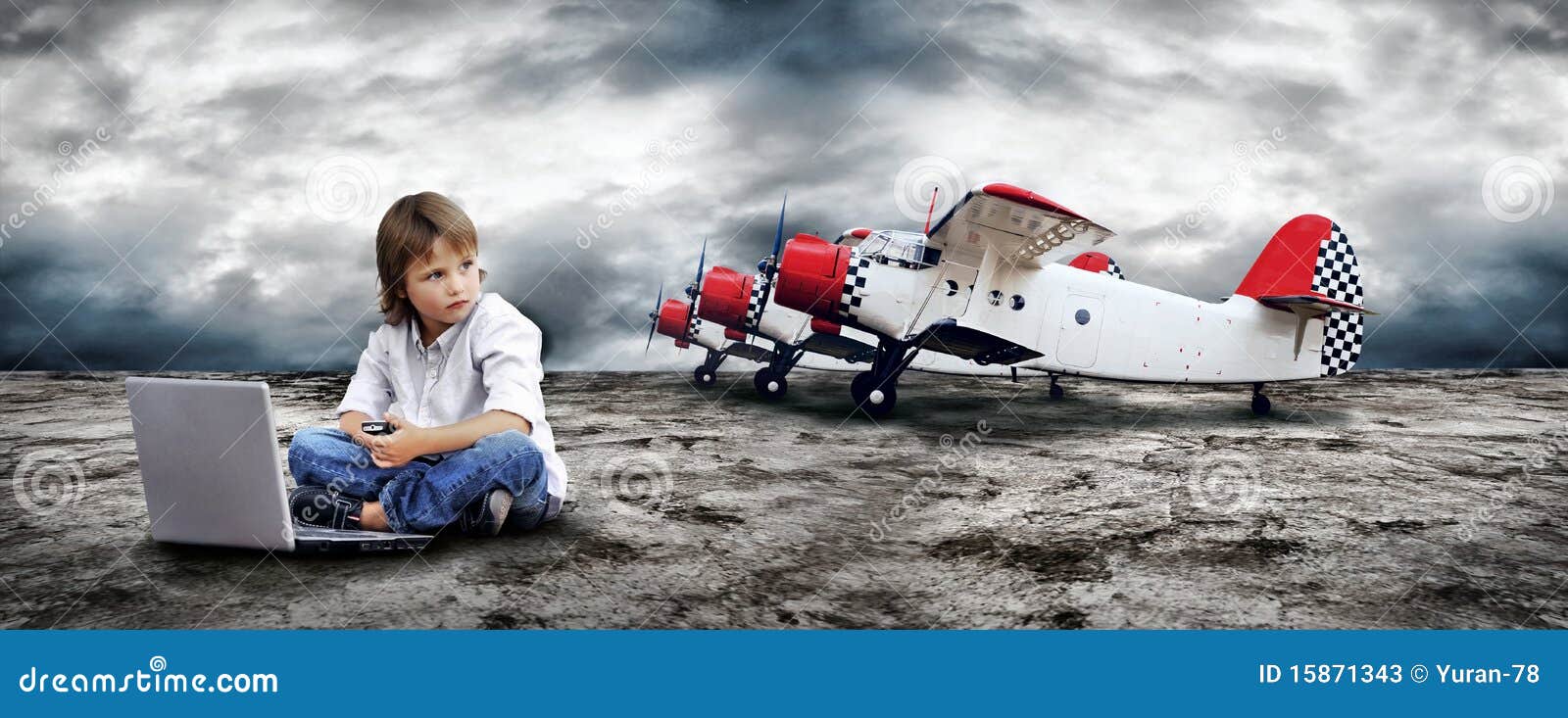 Boy seating with notebook stock image. Image of optimism - 15871343