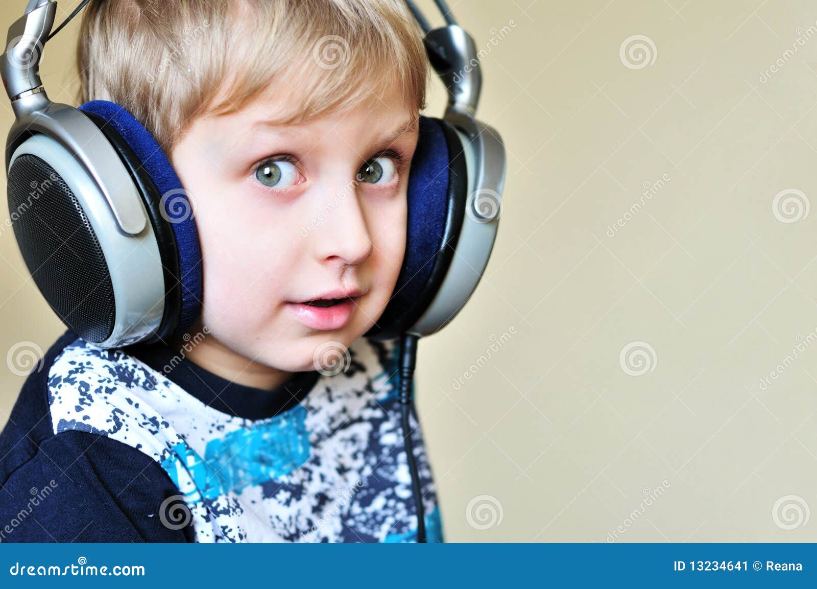 Boy wearing headphones stock image. Image of audio, headphone - 13234641