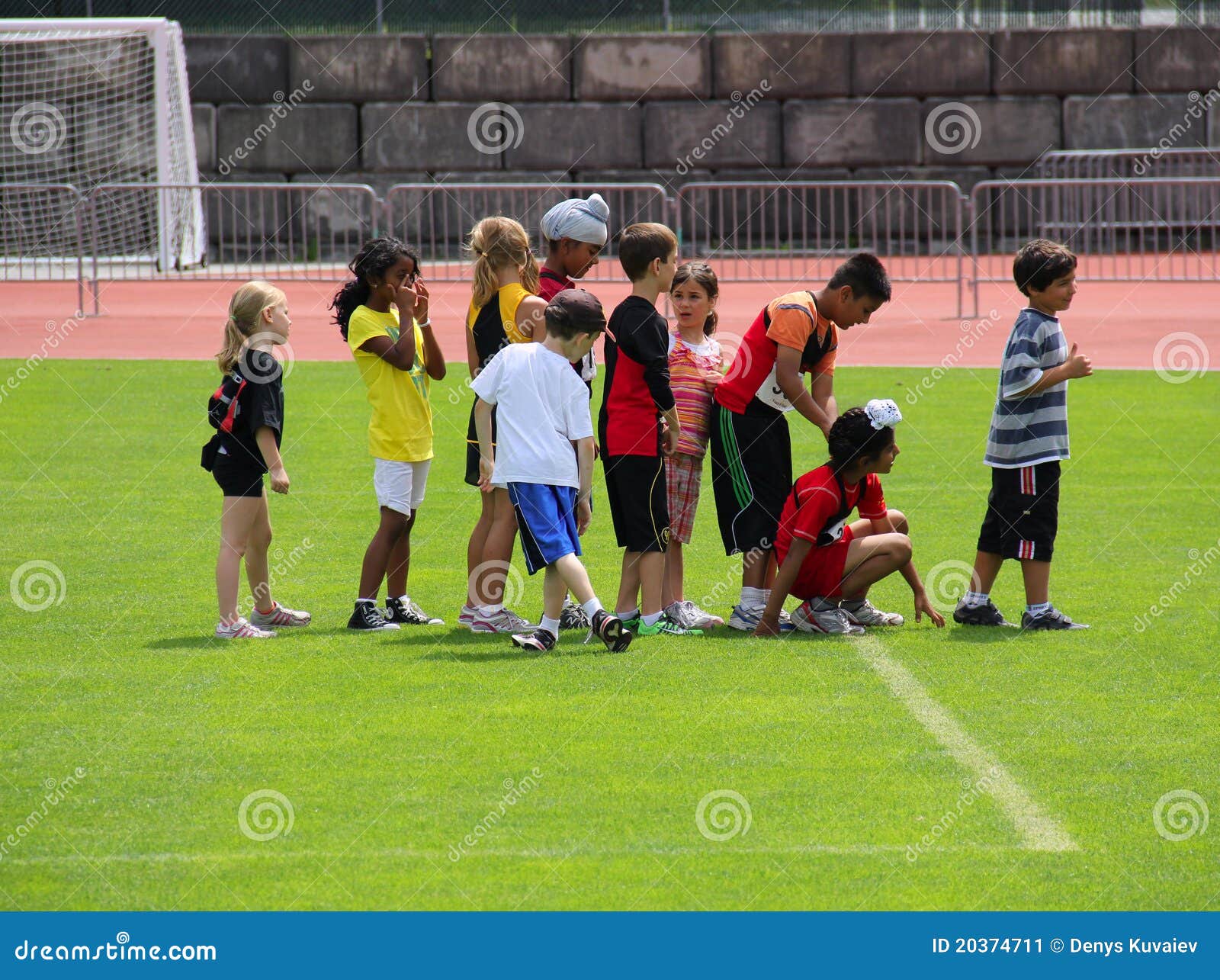 Boys and Girls on the Fun Run Editorial Photo - Image of athletics ...