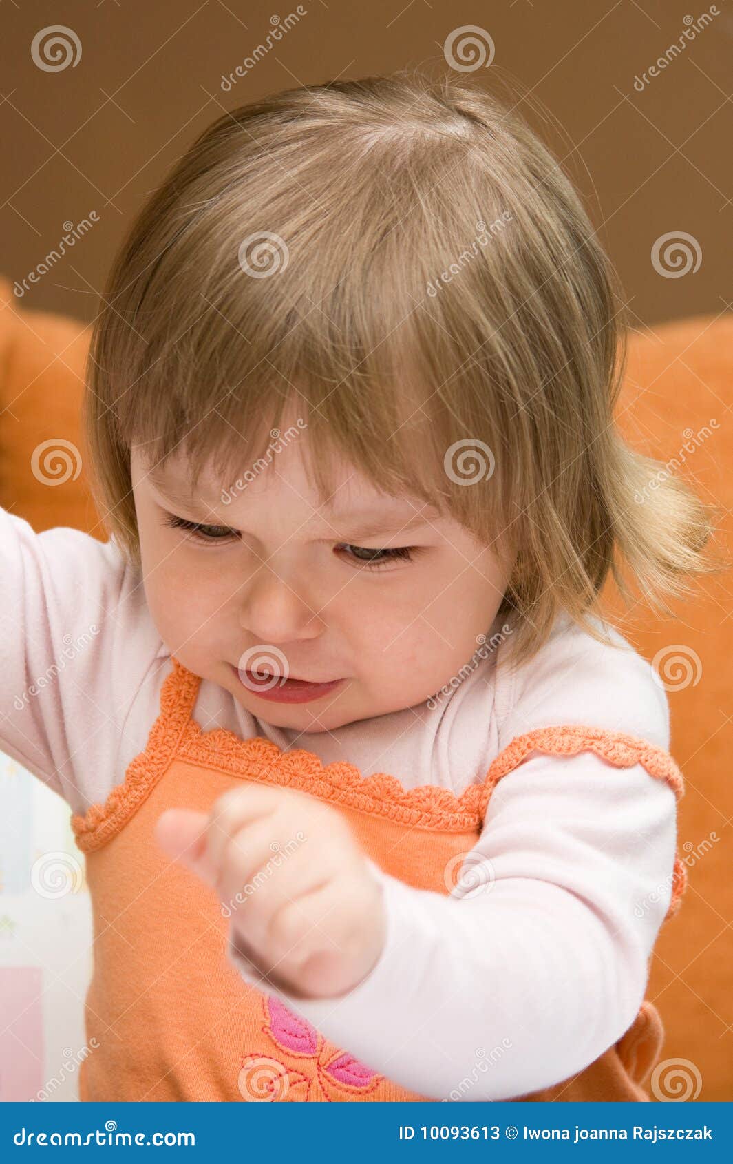 Boze baby stock afbeelding. Image of pietluttig, gefrustreerd - 10093613