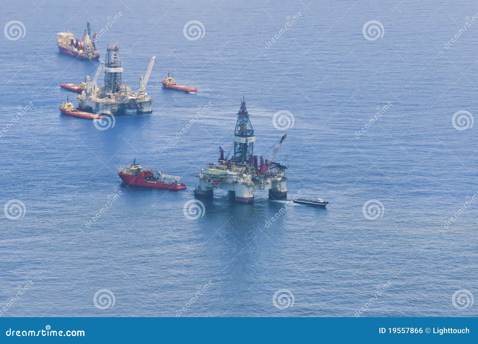 BP Deepwater Horizon Oil Spill Editorial Photo - Image of environmental ...