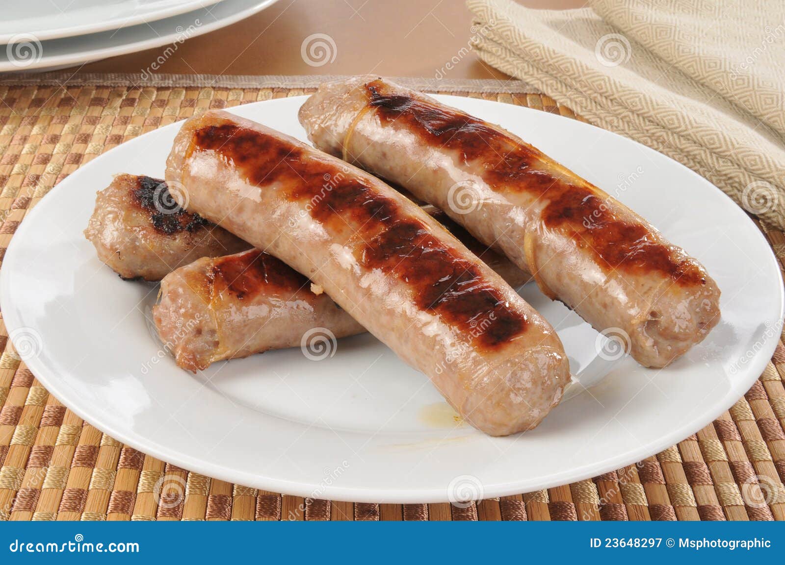 Braadworst stock afbeelding. Image of ontbijt, geroosterd - 23648297