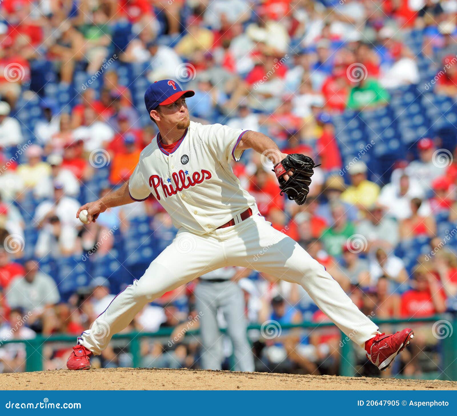 Brad Lidge - Phillies Relief Pitcher Editorial Image - Image of uniform ...