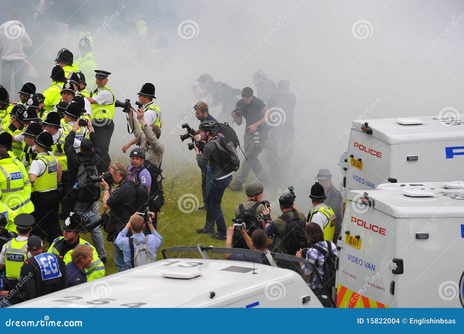 Bradford City EDL Protest editorial stock image. Image of city - 15822004