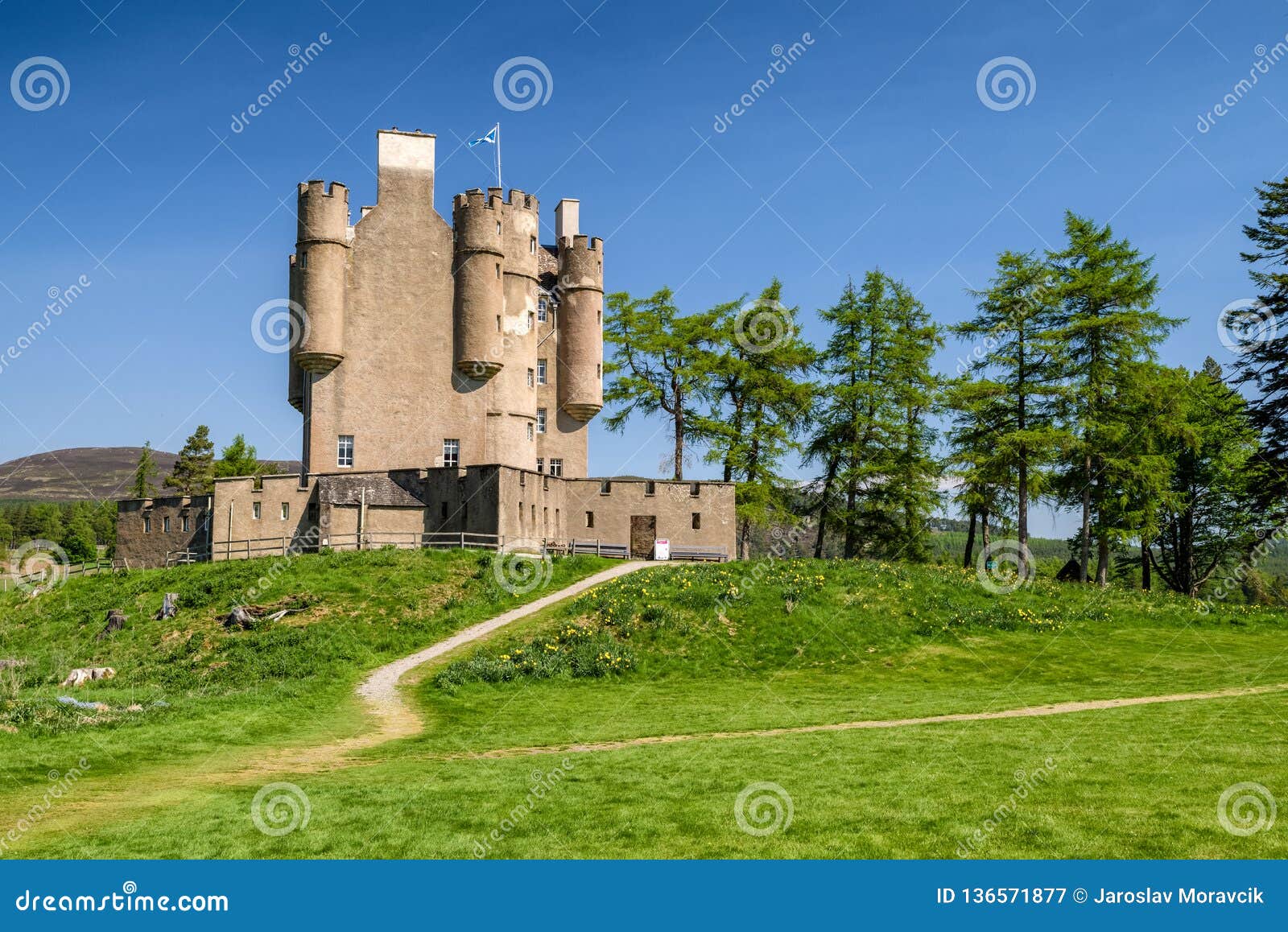 Braemar castle, Scotland stock image. Image of aberdeenshire - 136571877