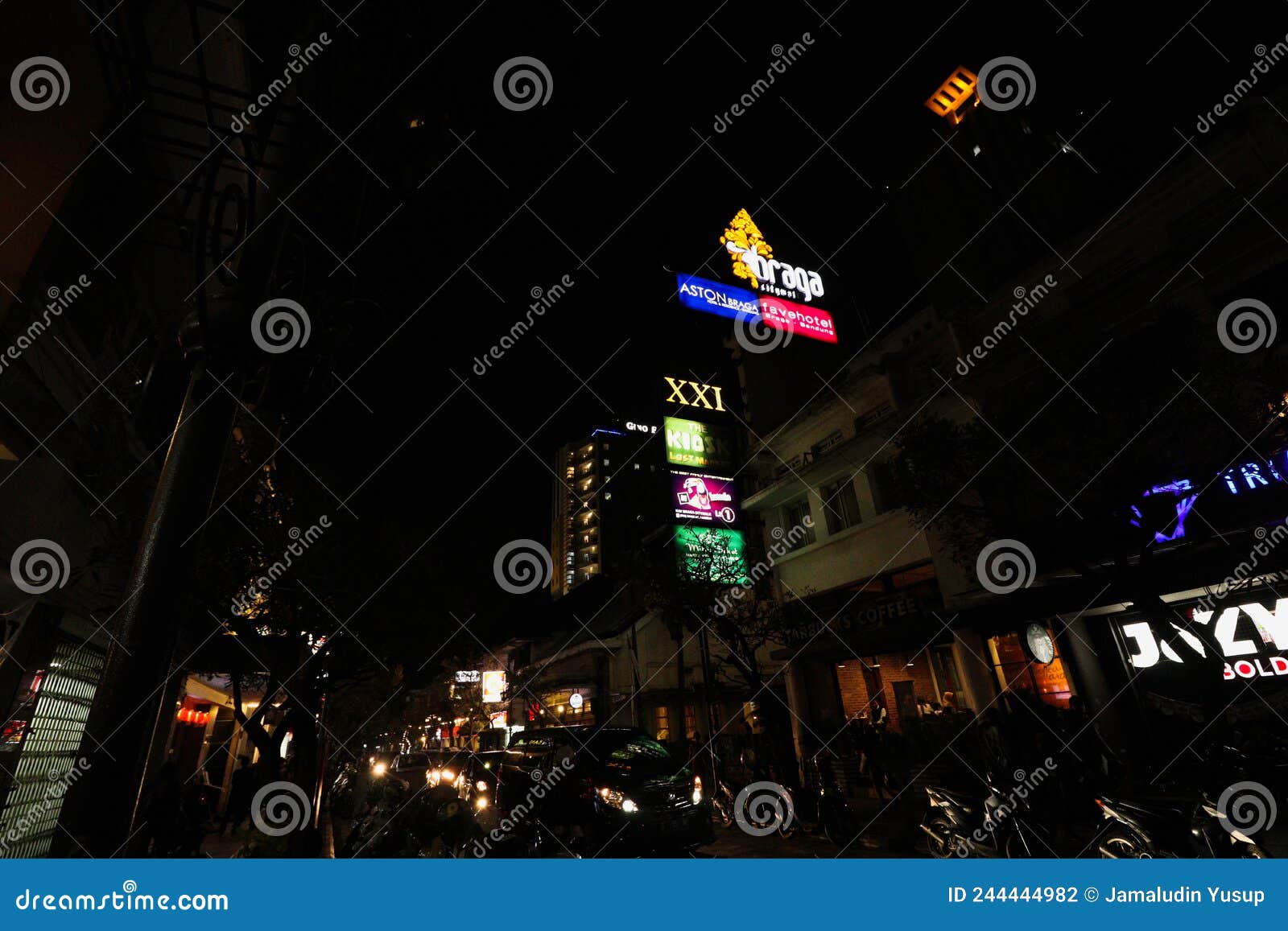 Braga Street, Bandung at Night Editorial Photography - Image of dutch ...