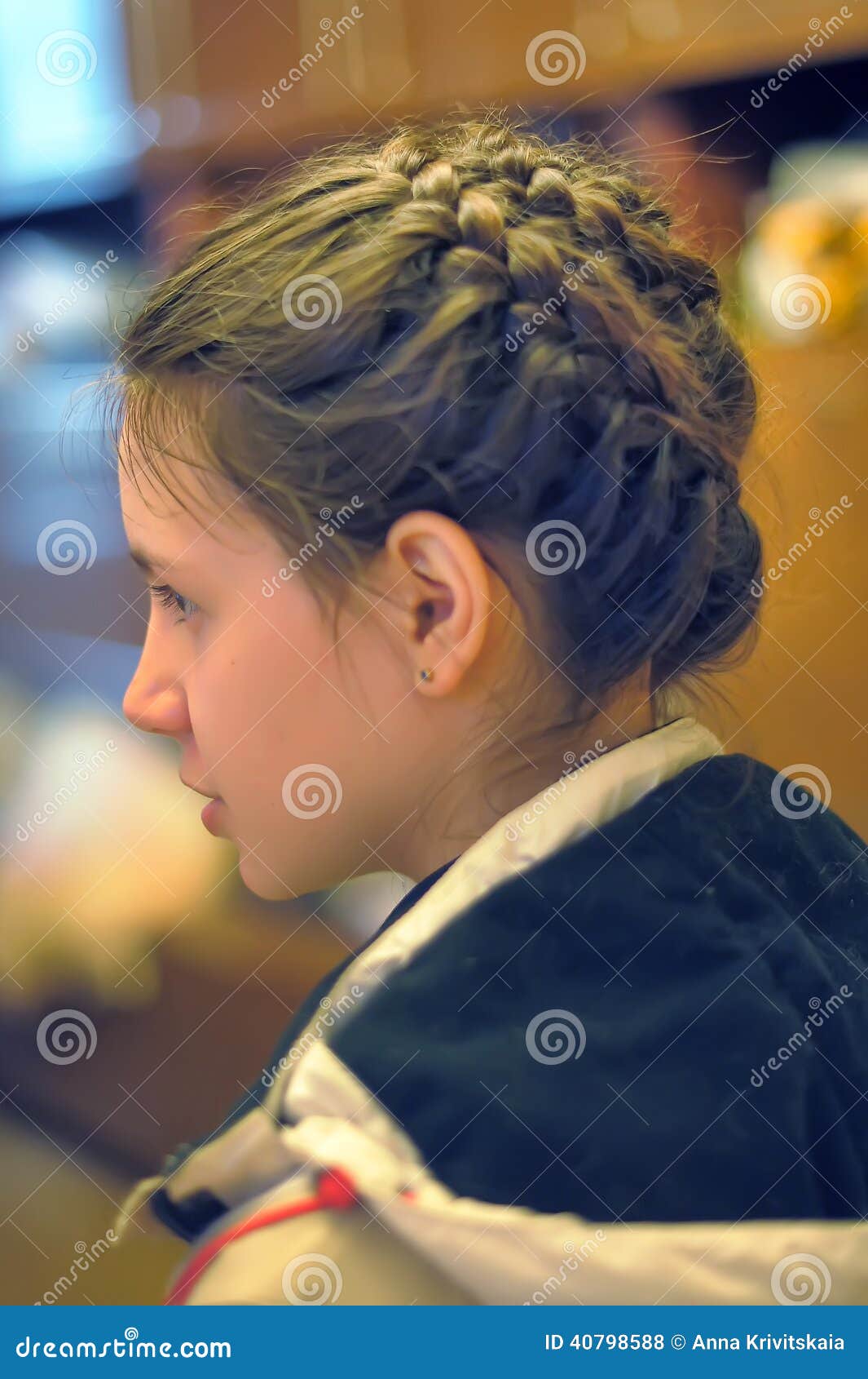 Braid braided circle stock photo. Image of side, long - 40798588