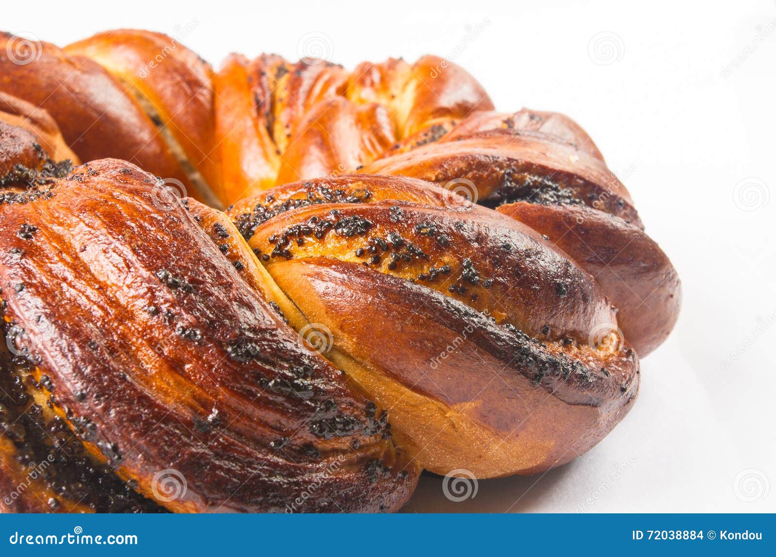 Braided Poppy Seed Round Loaf Stock Photo - Image of close, light: 72038884