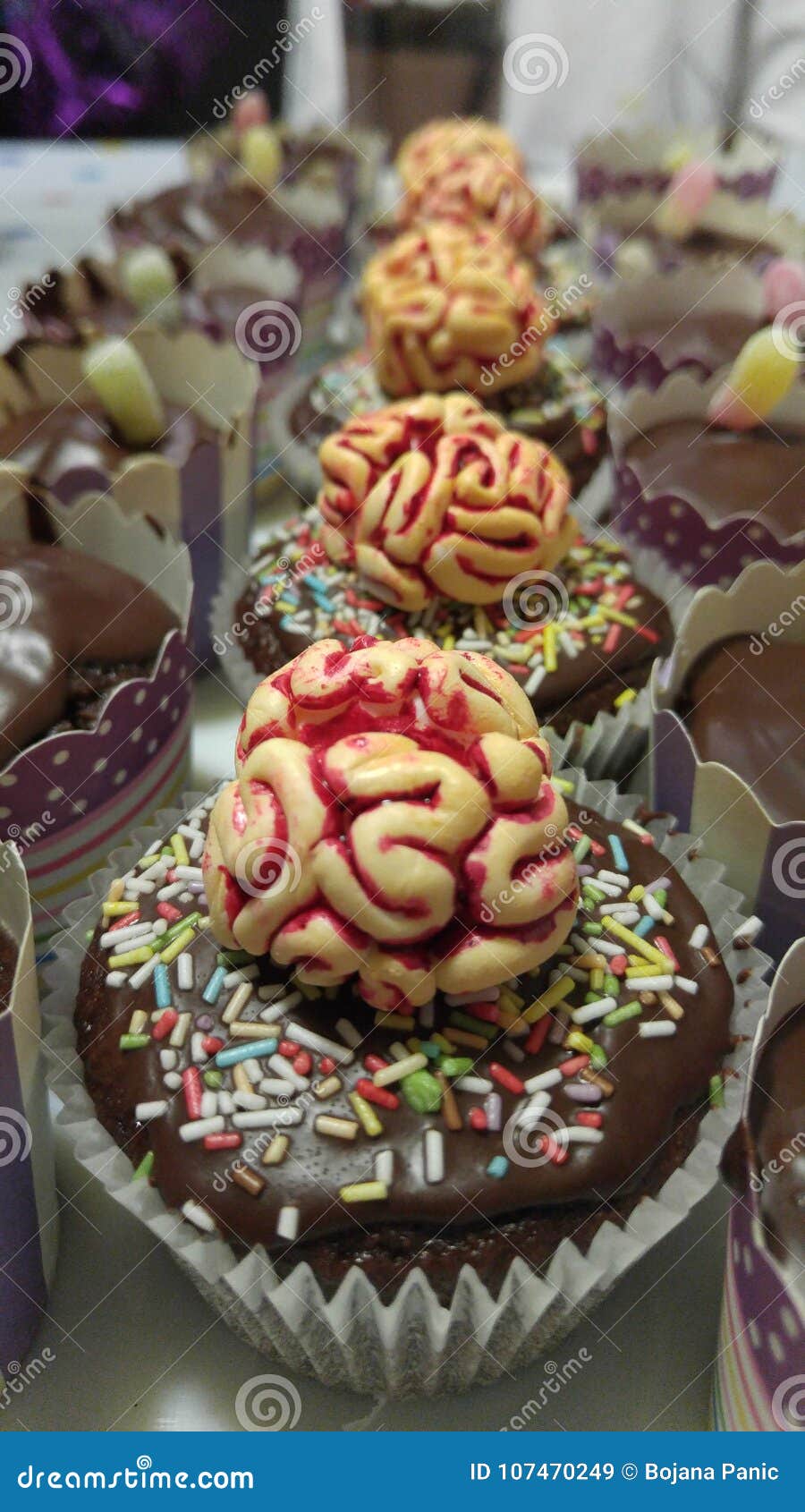 Brain stock image. Image of cuppcakes, brain, kids, play - 107470249