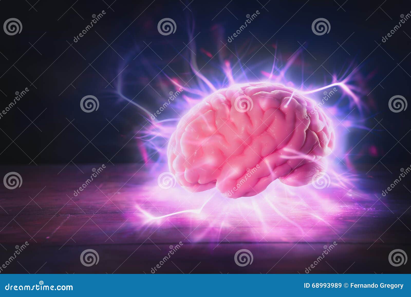 Brain Power Concept with Abstract Light Rays Stock Illustration ...
