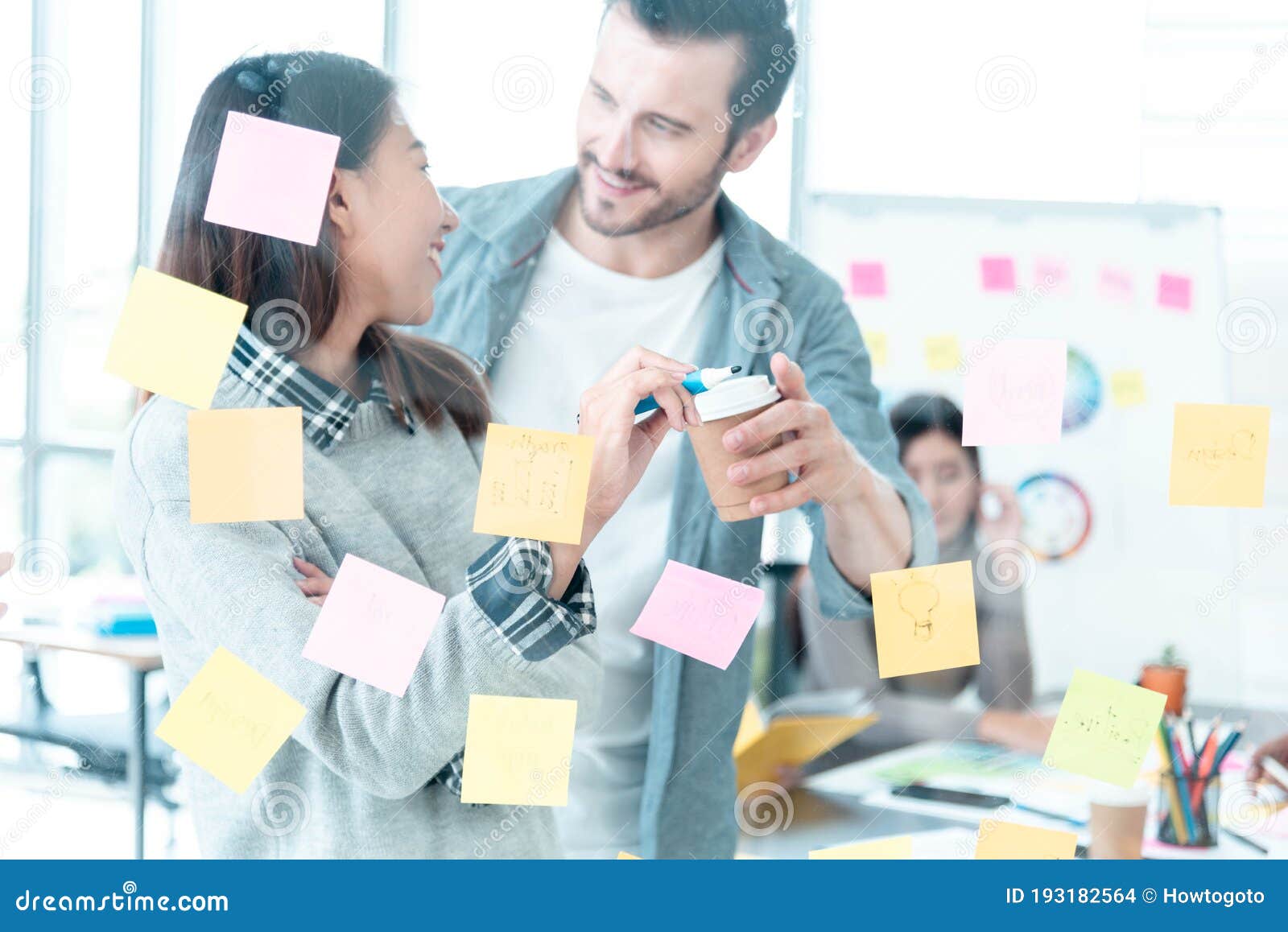 Brainstorming Diversity Creative Design Use Post it Sticky Note Team ...