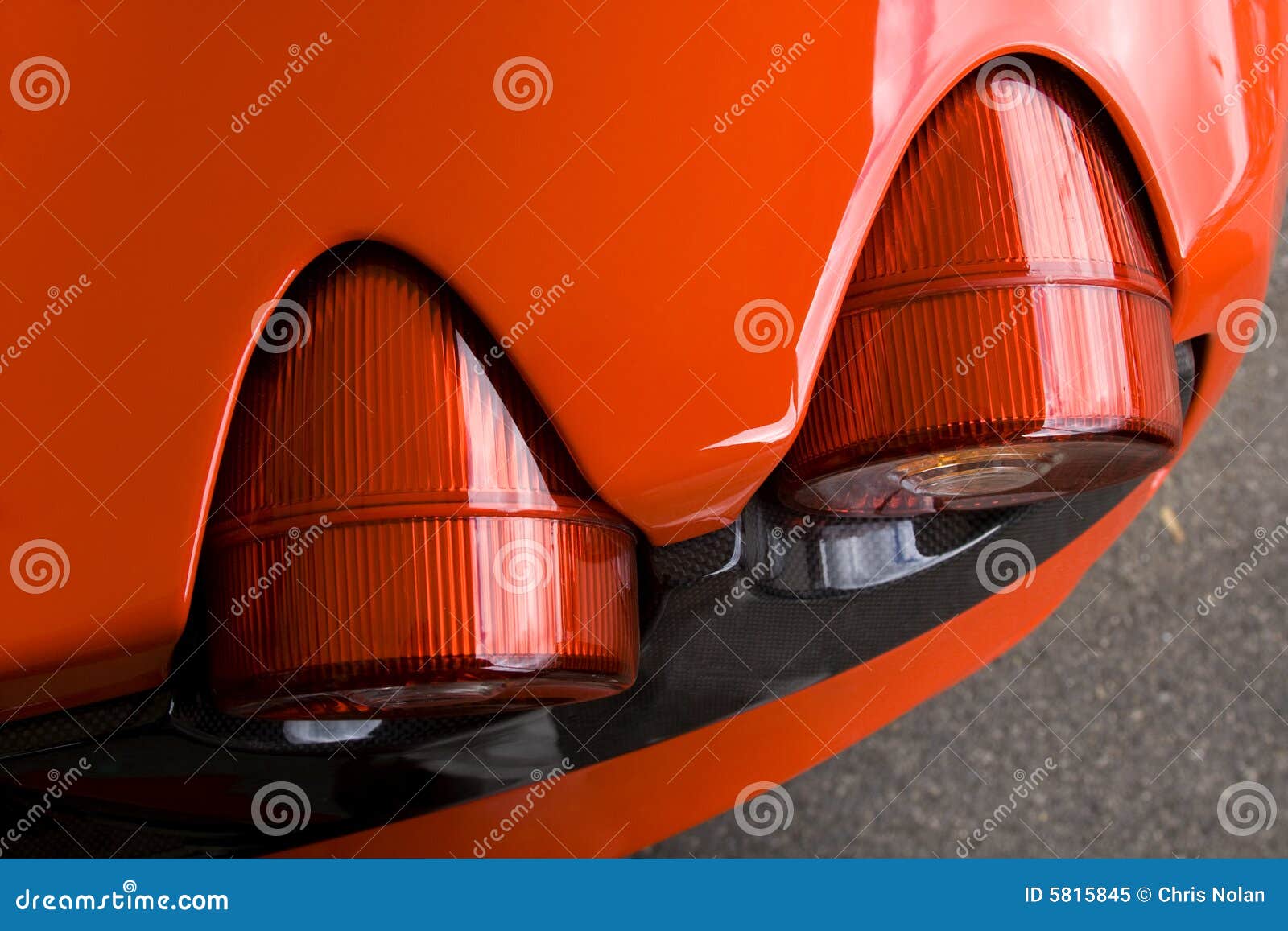 Brakelight supercar rojo imagen editorial. Imagen de reflector - 5815845
