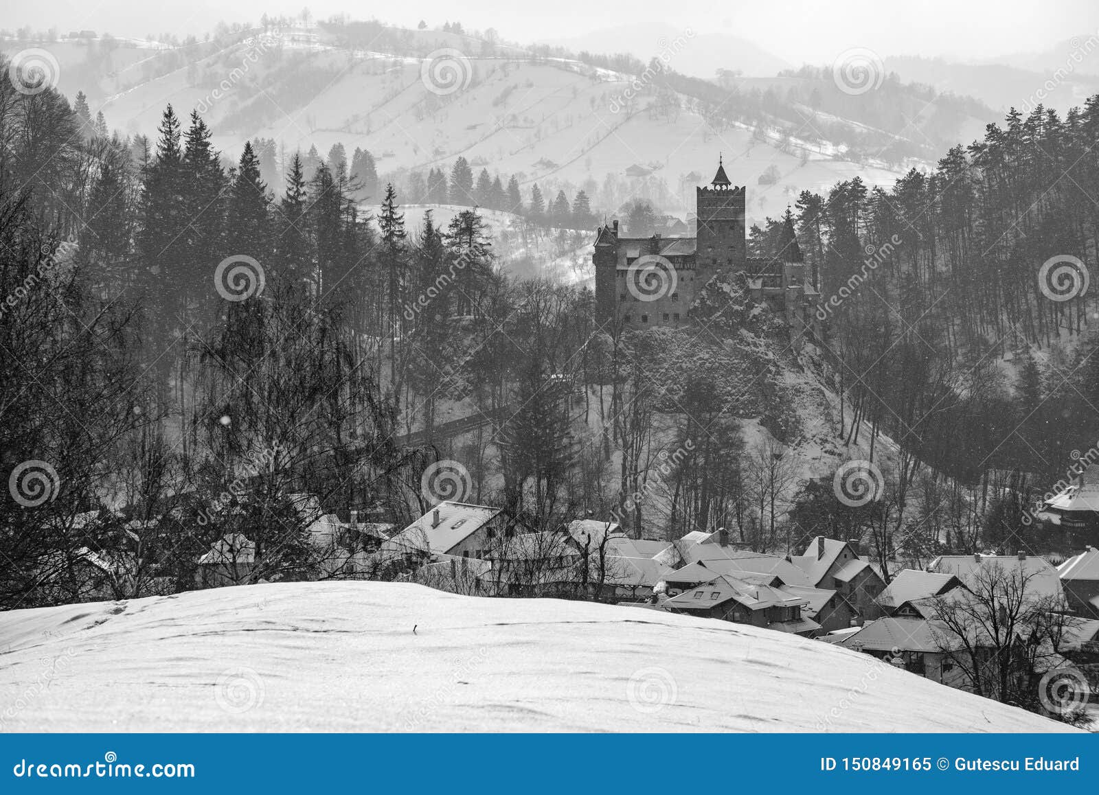 Bran Castle in Romania, Dracula Castle, Winter in Transylvania Stock ...