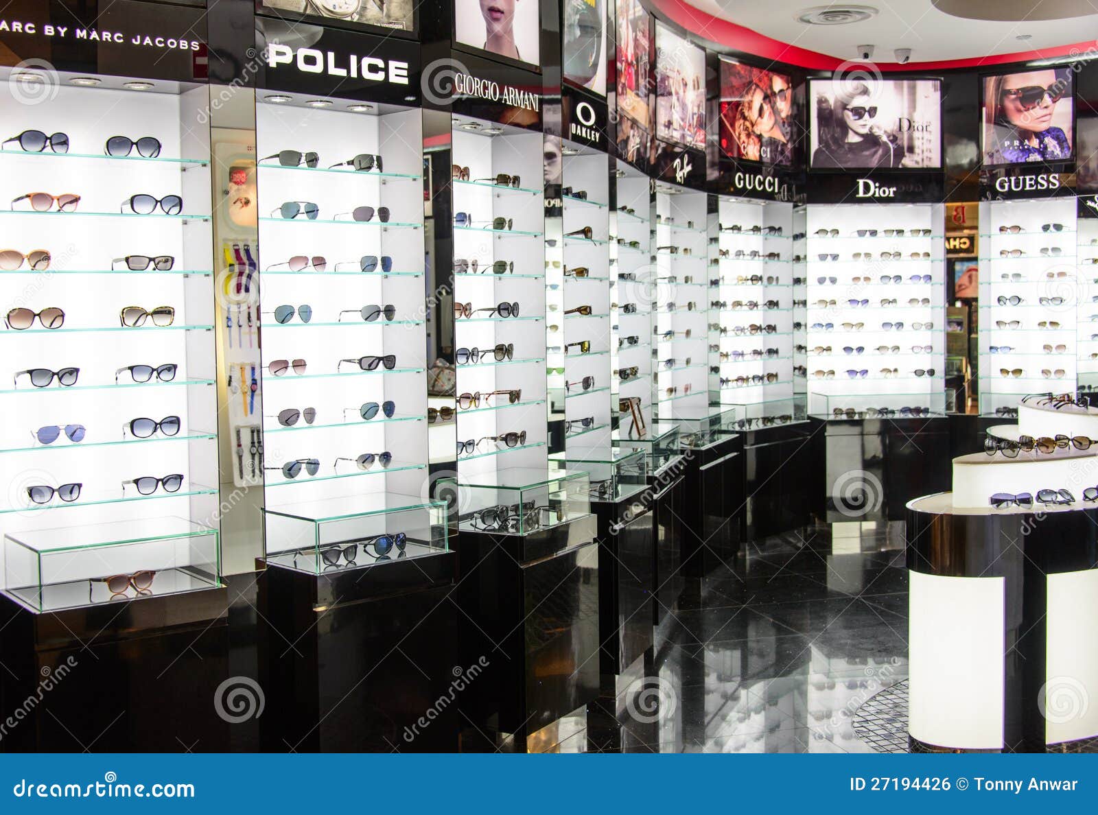 Branded Glass Shop editorial photo. Image of fashion - 27194426