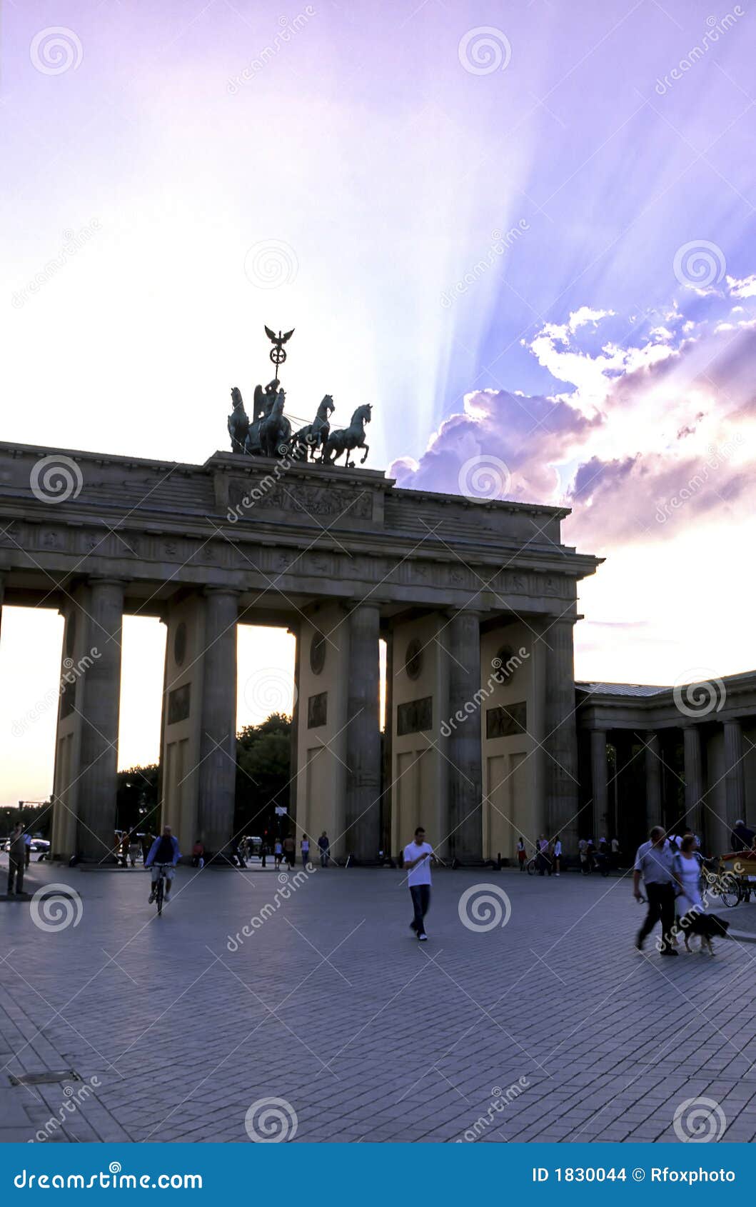 Brandenburg Gate- Berlin, Germany Editorial Stock Image - Image of ...