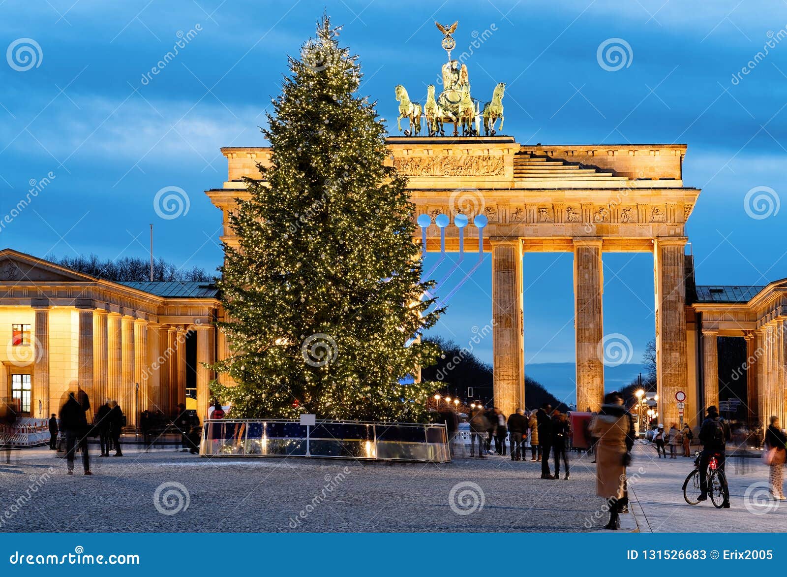 Brandenburg Gate Building in Berlin, Germany Editorial Stock Photo ...