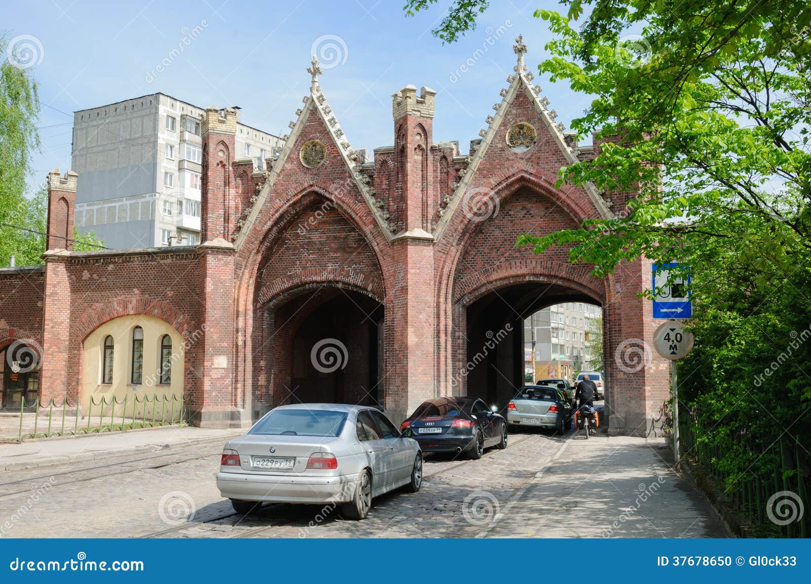 The Brandenburg Gate. Kaliningrad Editorial Image - Image of cloud ...