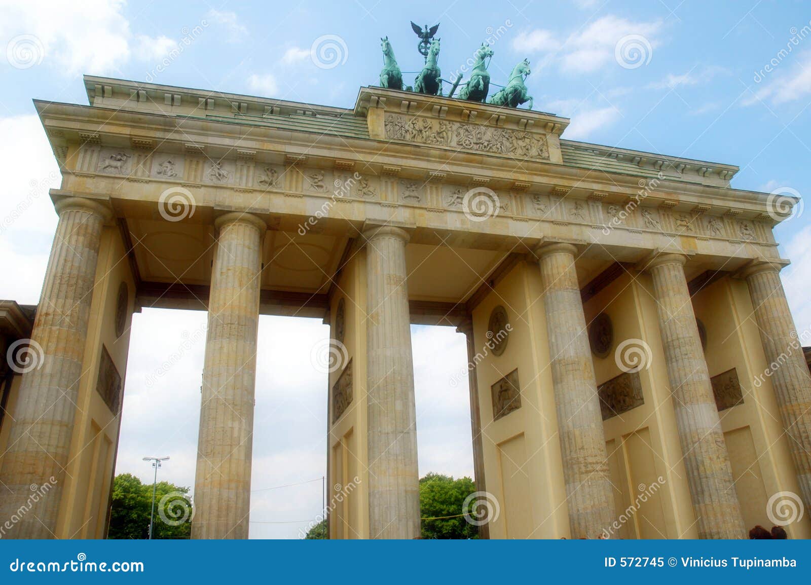 Brandenburger Tor stock image. Image of alexander, eagle - 572745