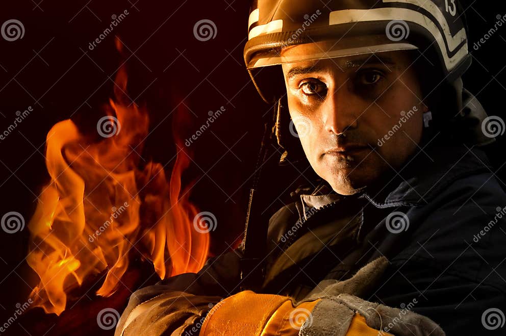 Brandweerman stock foto. Image of kostuum, pictogram - 28032140