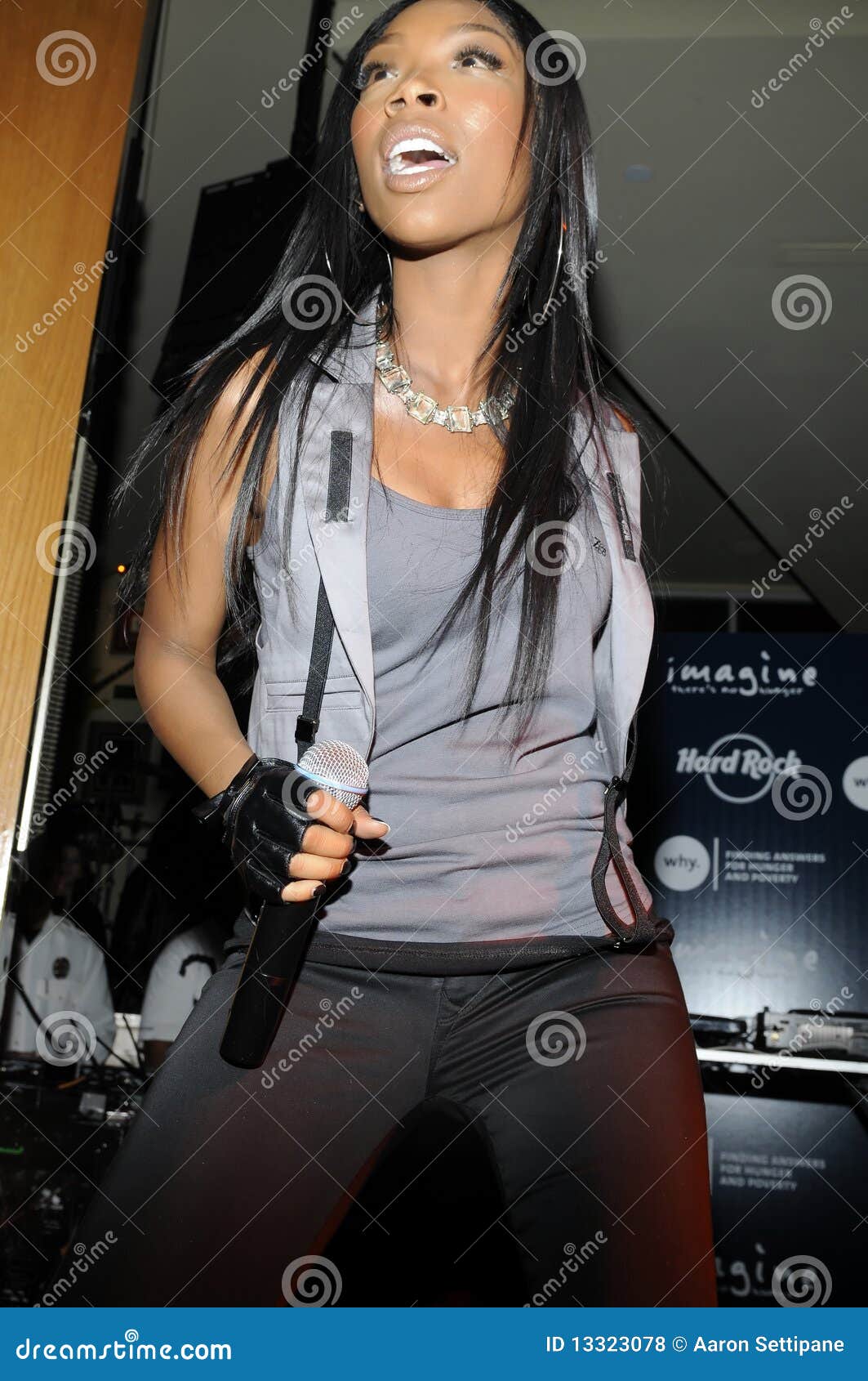 Brandy performing live. editorial stock photo. Image of producer - 13323078