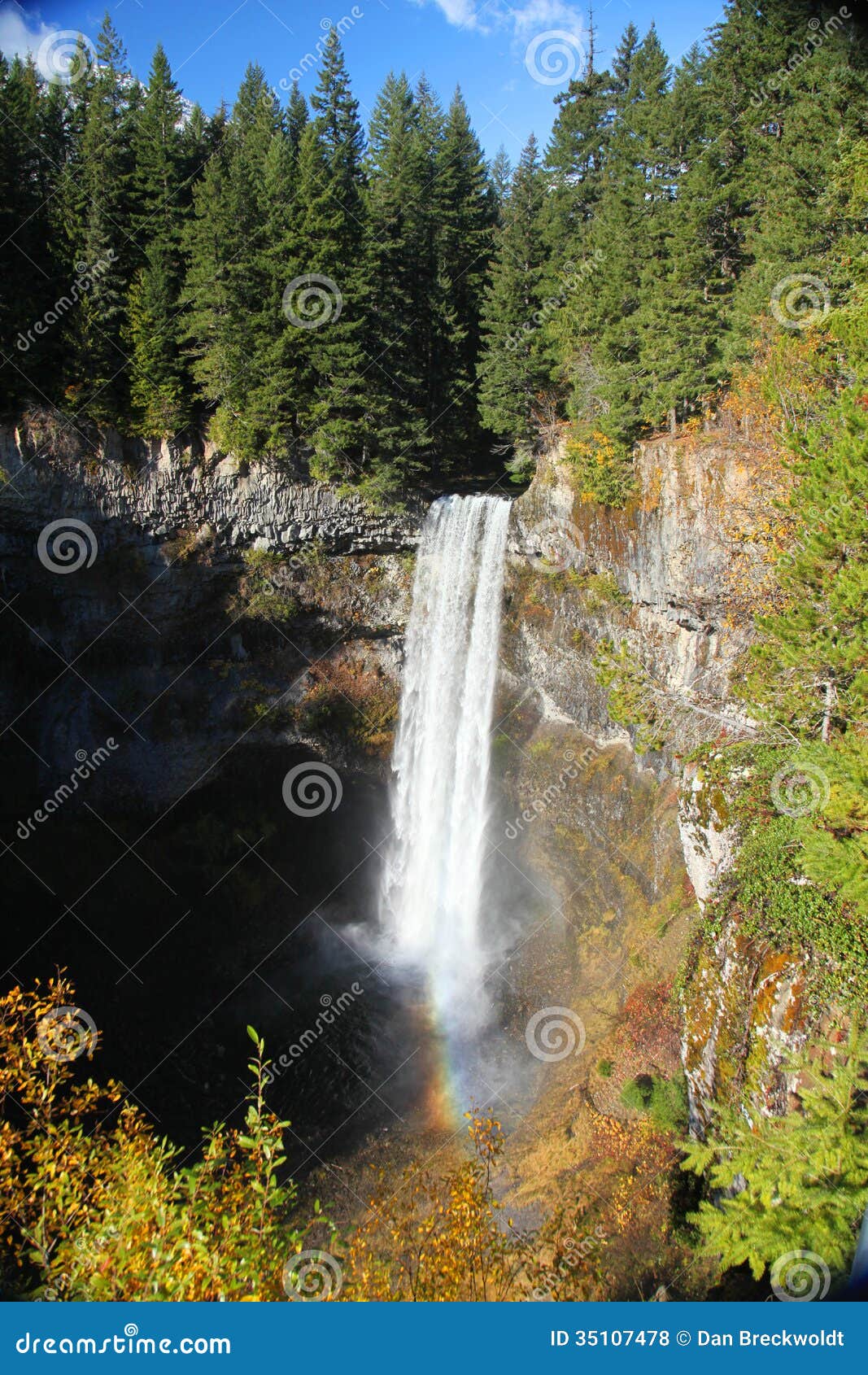 Brandywine Falls in Canada stock photo. Image of wilderness - 35107478