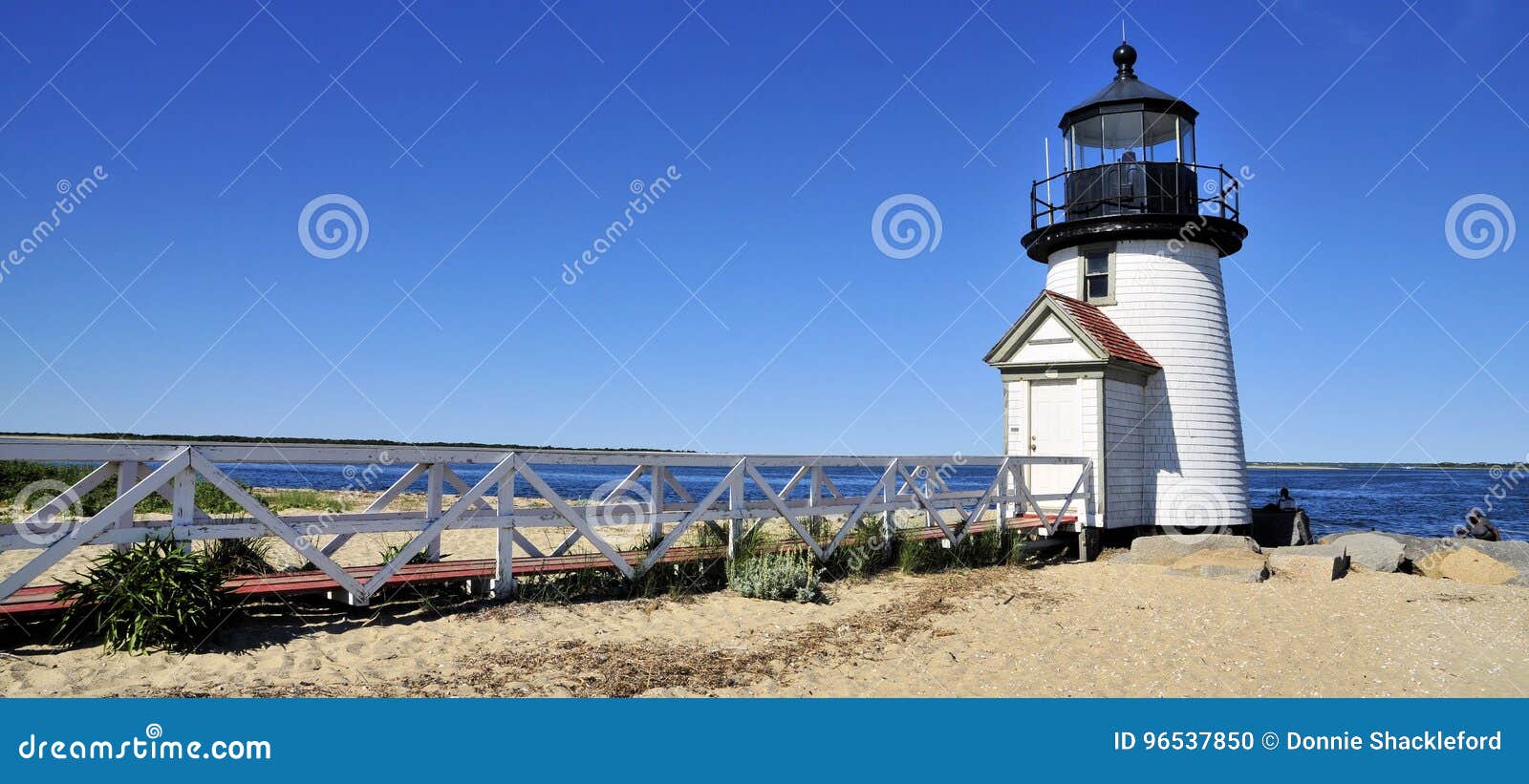 Brant Point Light editorial image. Image of tourism, beach - 96537850