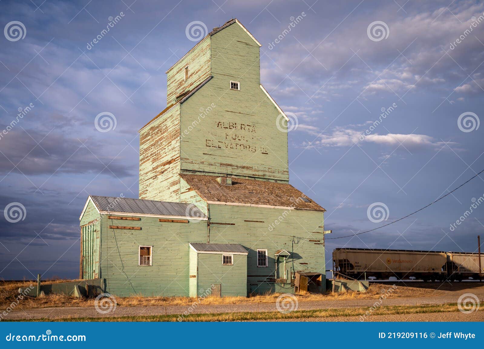 Brant`s old grain elevator editorial photo. Image of grain - 219209116