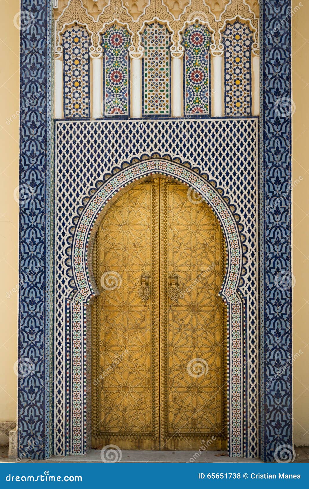 Brass Gate in Marrakesh, Morocco Stock Photo - Image of bronze, brown ...