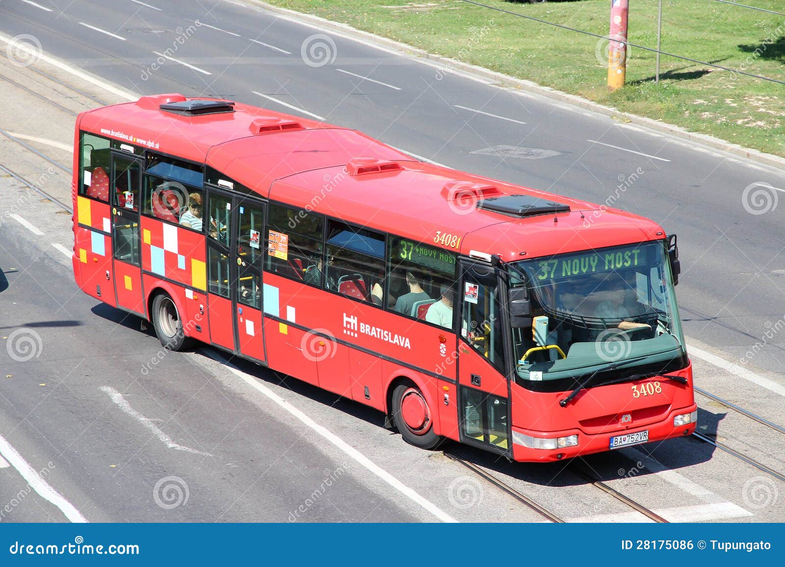 Bratislava-Bus redaktionelles foto. Bild von transport - 28175086