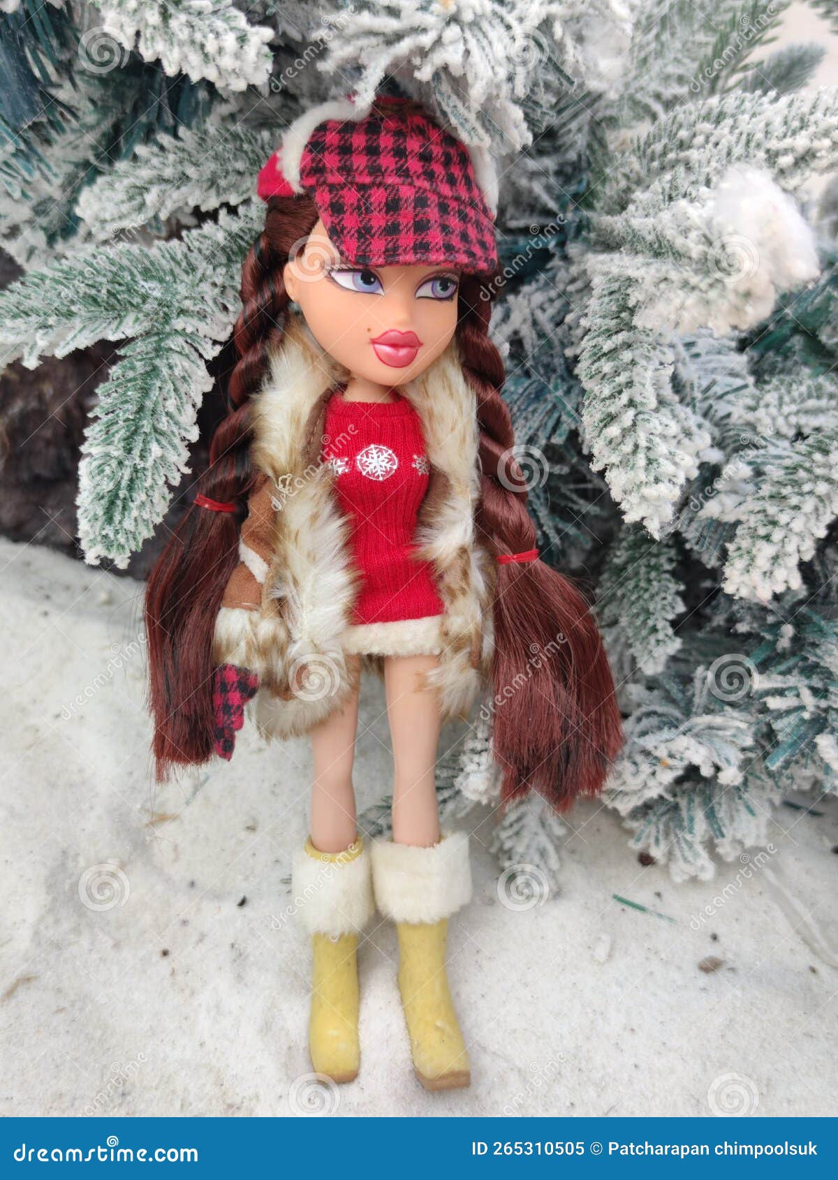 Bratz roxxi with winter editorial image. Image of toddler - 265310505