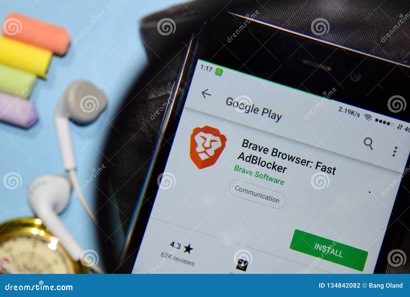 Brave Browser: Fast AdBlocker Dev App with Magnifying on Smartphone ...