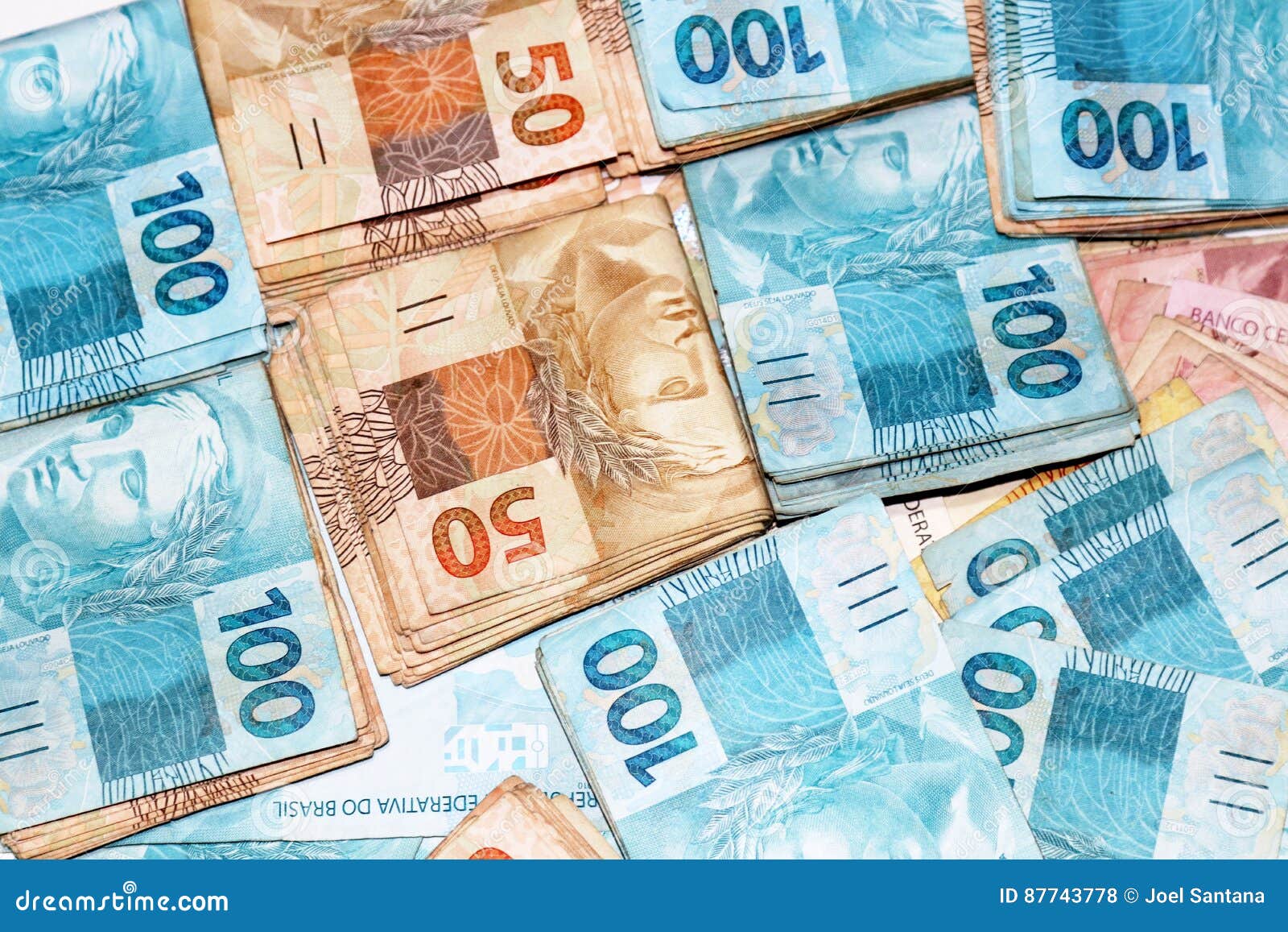 Braziliaans Geld in Pakketten Stock Foto - Image of uitgave, aansporing ...