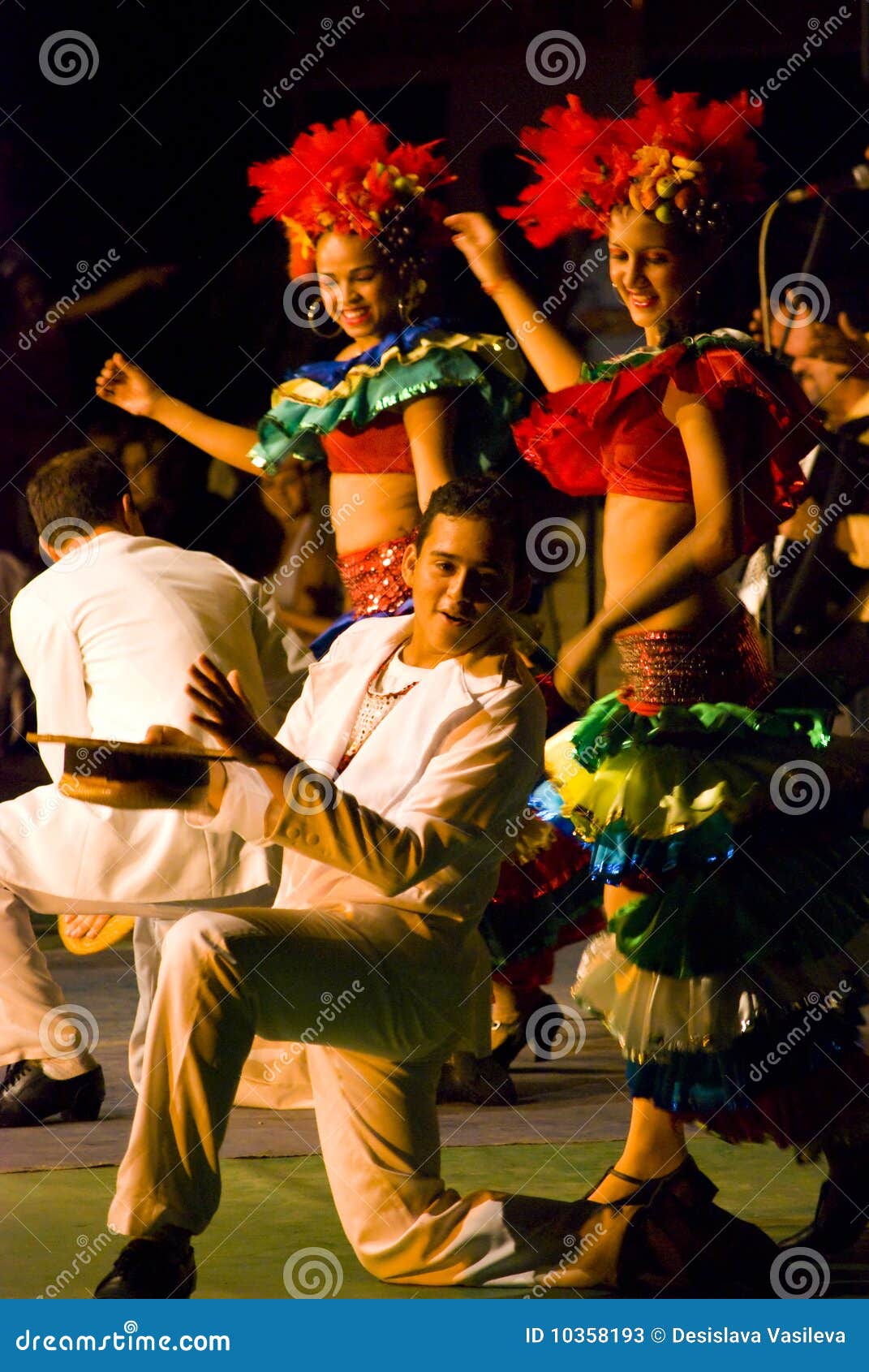 Brazilian dancers editorial stock photo. Image of glamour - 10358193
