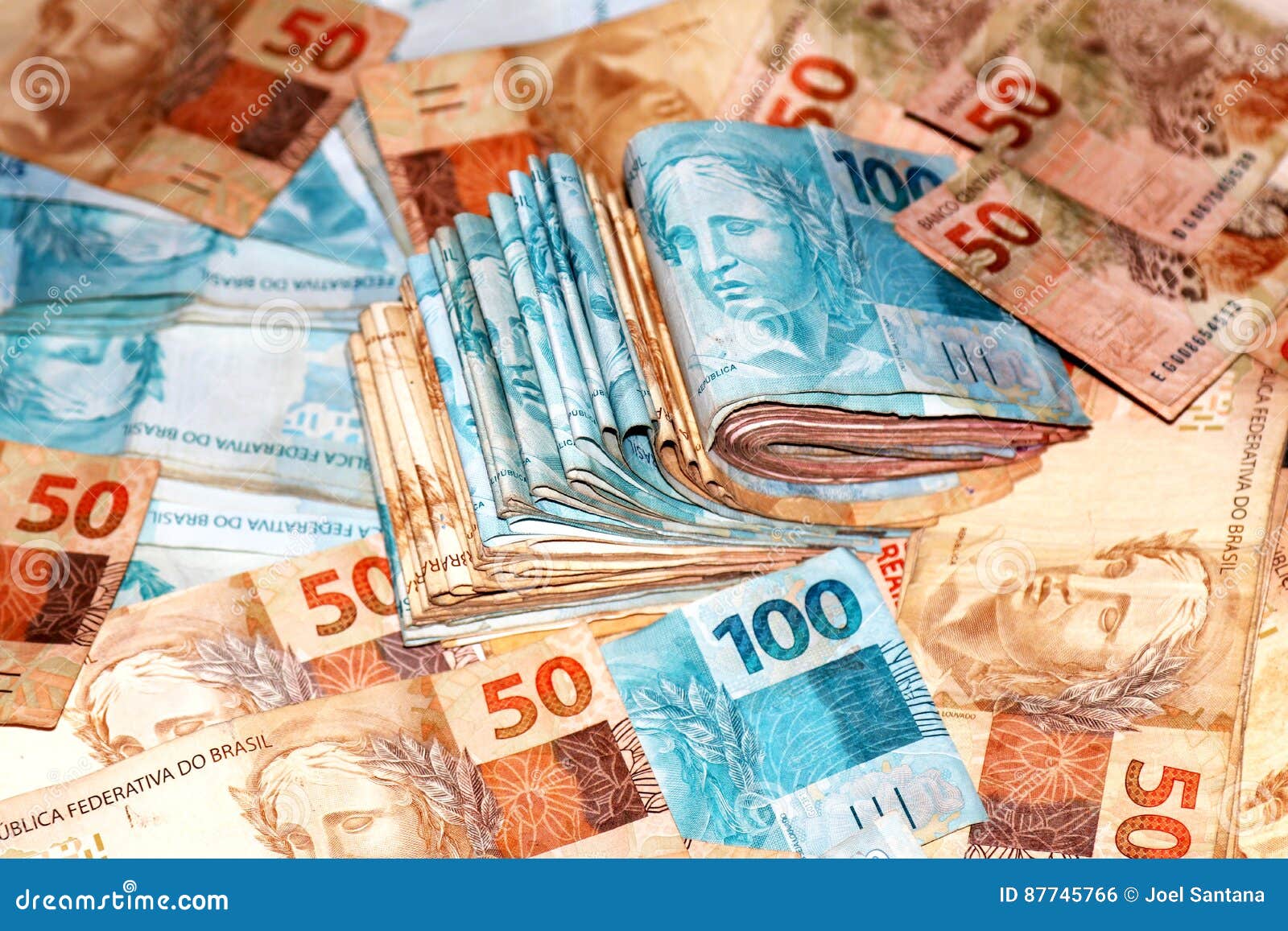 Brazilian Money Package with 100 and 50 Reais Notes Stock Photo - Image ...