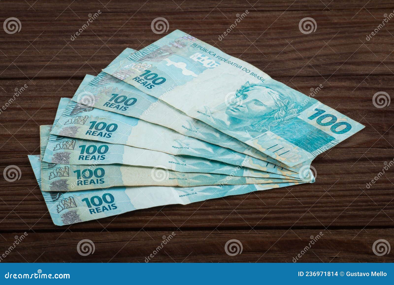 200 And 100 Reais Banknotes Falling, Two Hundred And One Hundred Reais ...