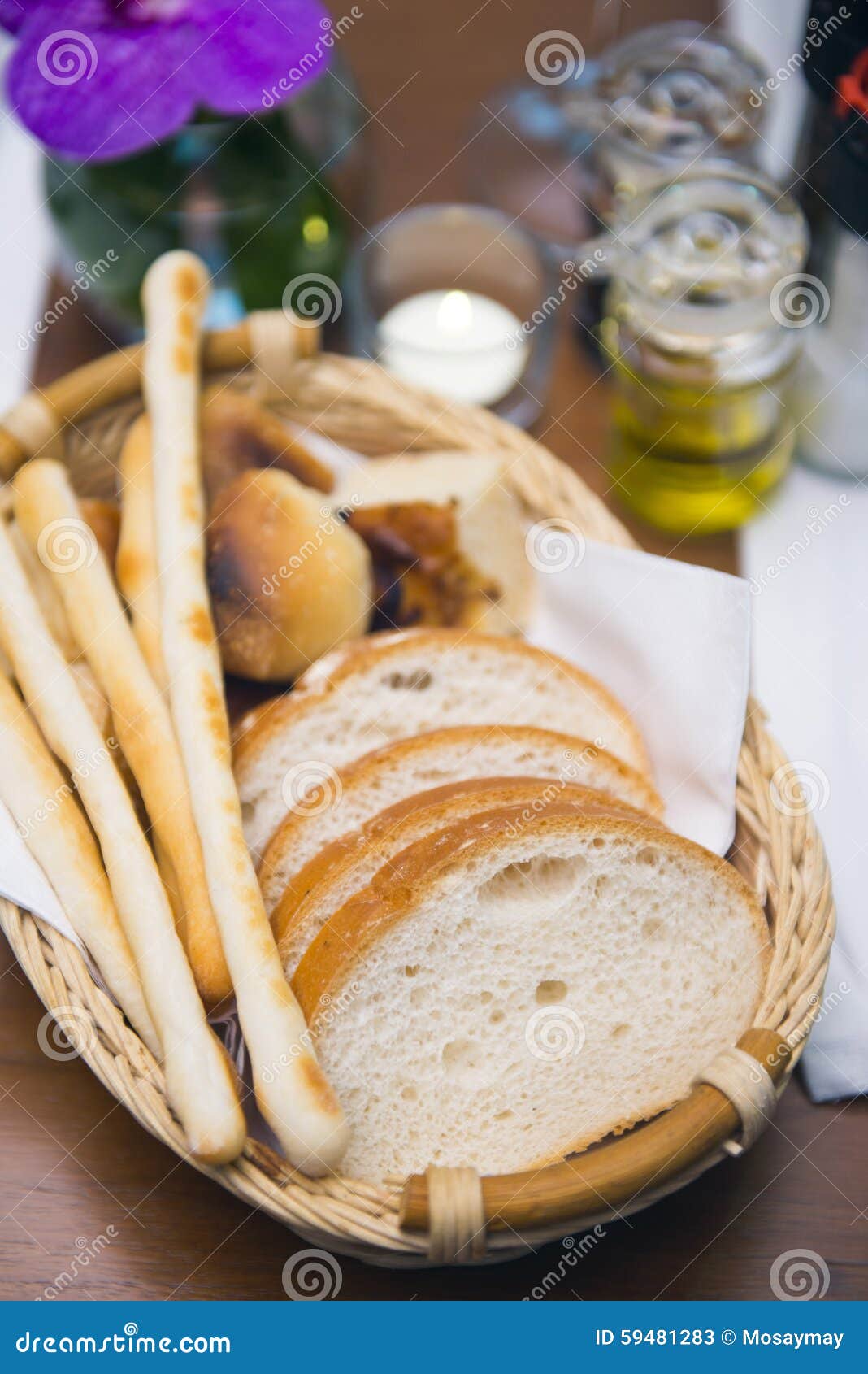 Bread in Basket Appetizer before Dinner Stock Image - Image of sandwich ...