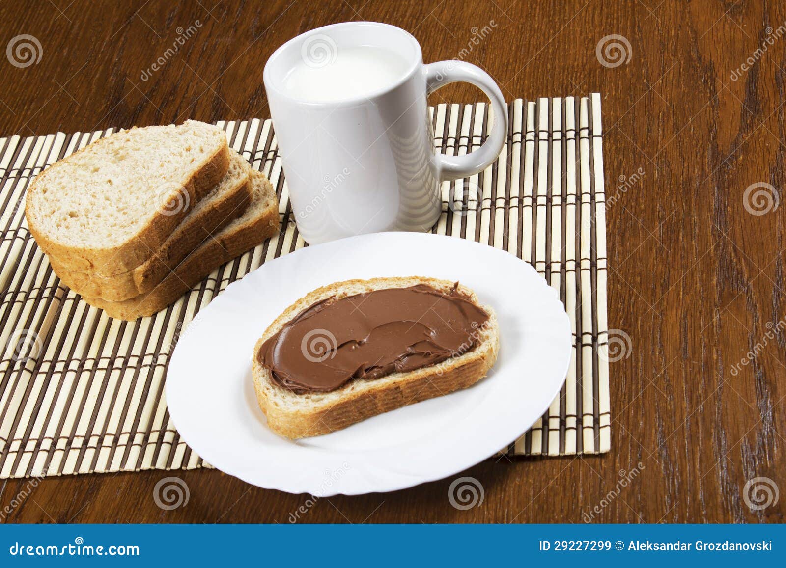 Bread with Chocolate Spread Stock Image - Image of vitamin, tasty: 29227299