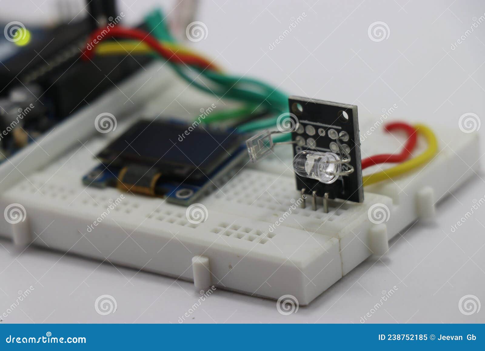 Breadboard Circuit Using OLED Module,Pulse Sensor and Some Wires ...
