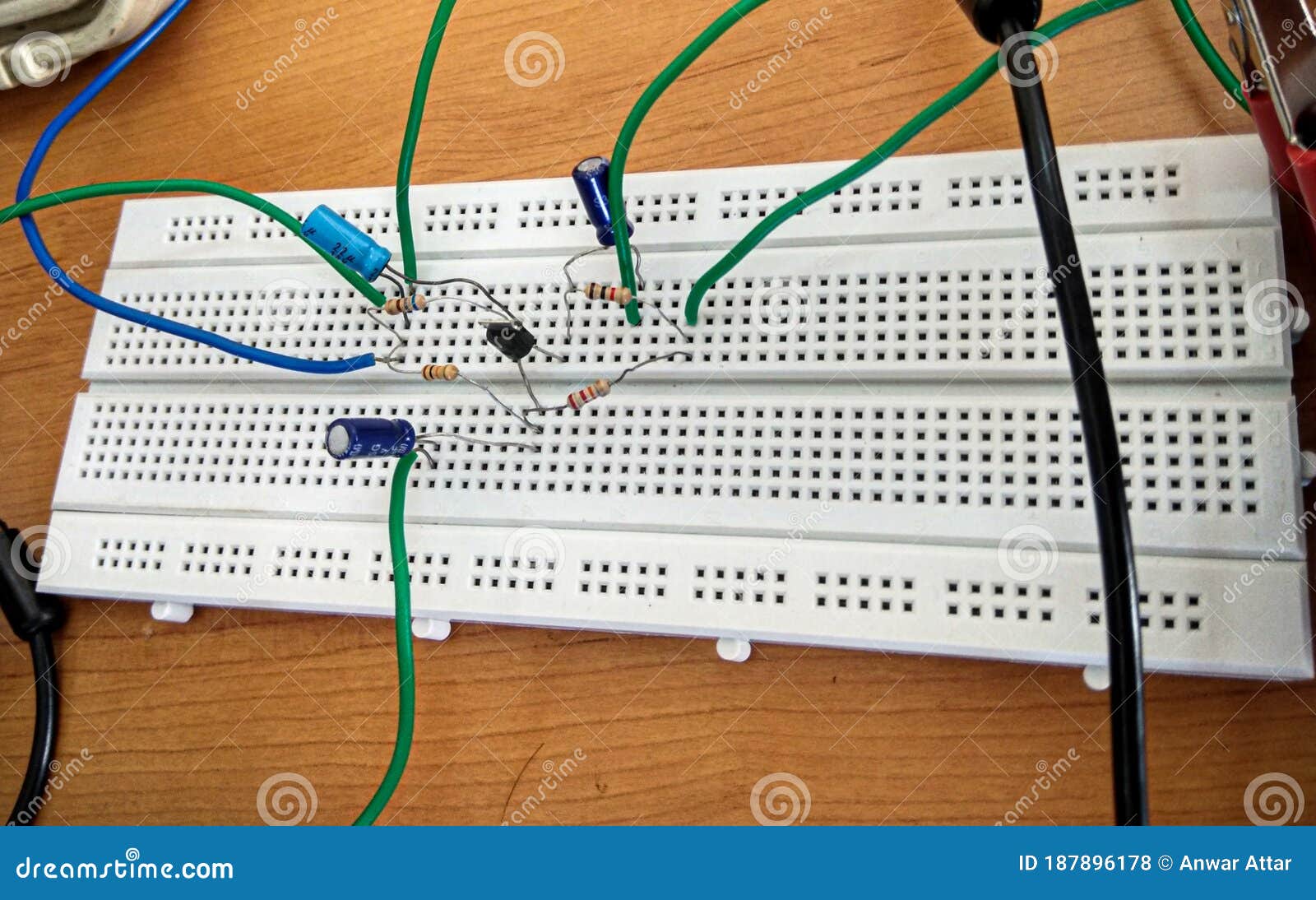 Schematic Diagram Showing Resistors Capacitors And Transistors Charged ... Schematic Diagram Showing Resistors Capacitors And Transistors Charged ...