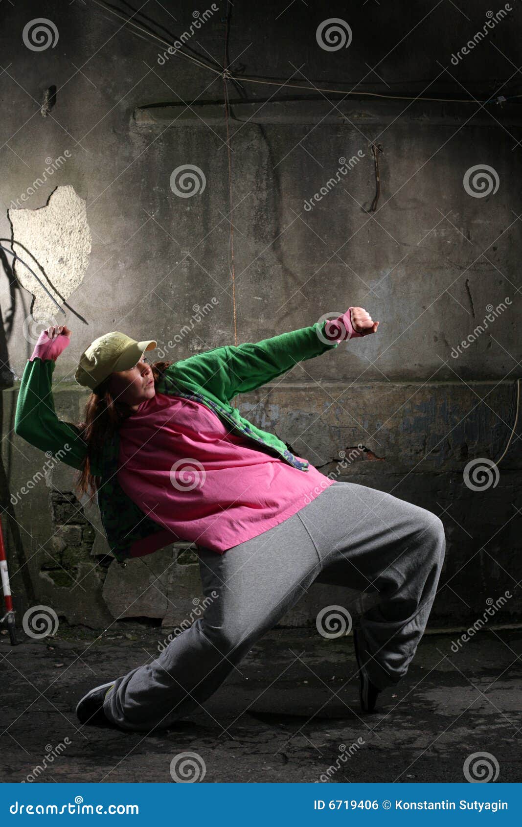 Breakdance stock photo. Image of grungy, grunge, style - 6719406