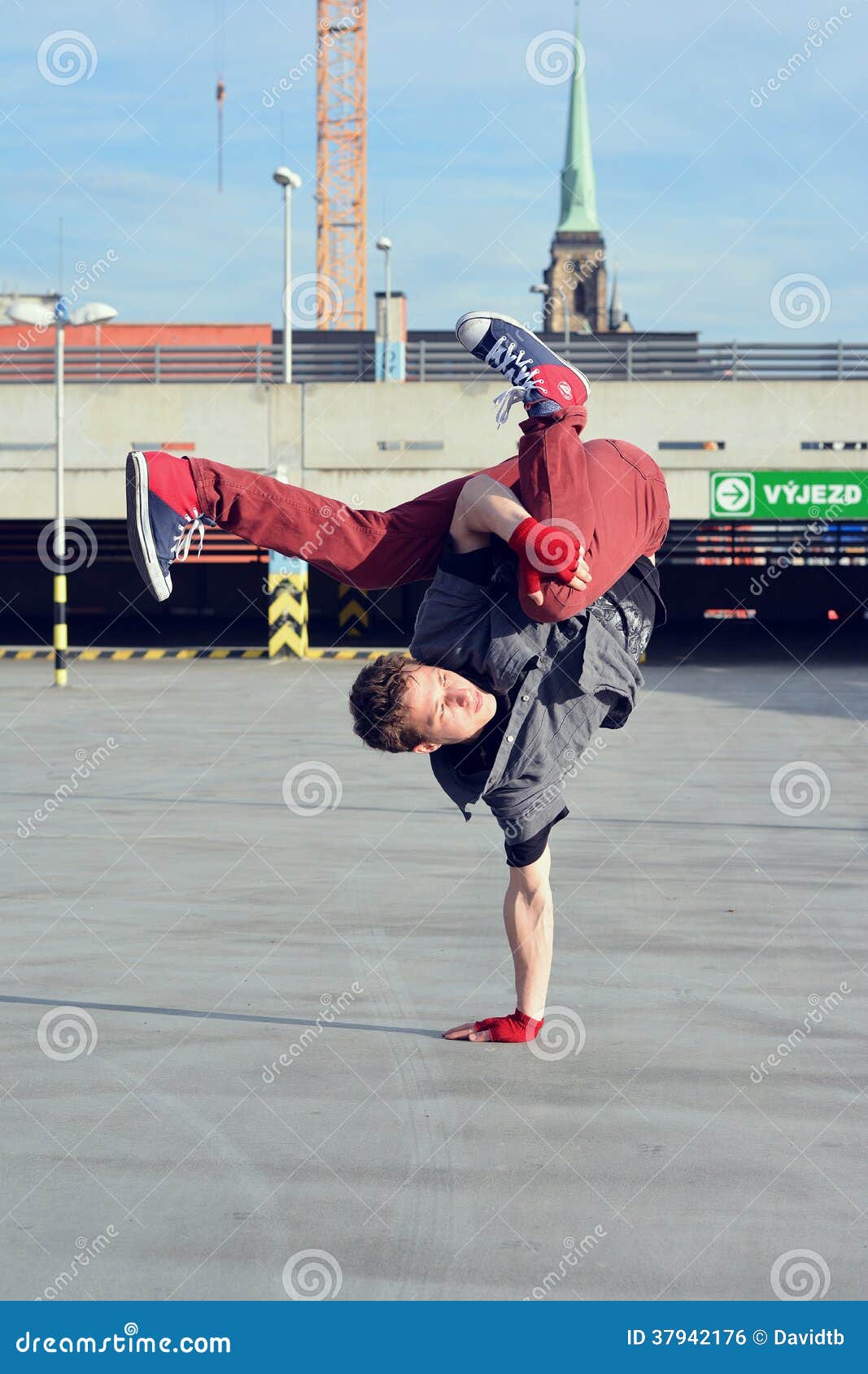 Breakdancer stock photo. Image of caucasian, acrobat - 37942176