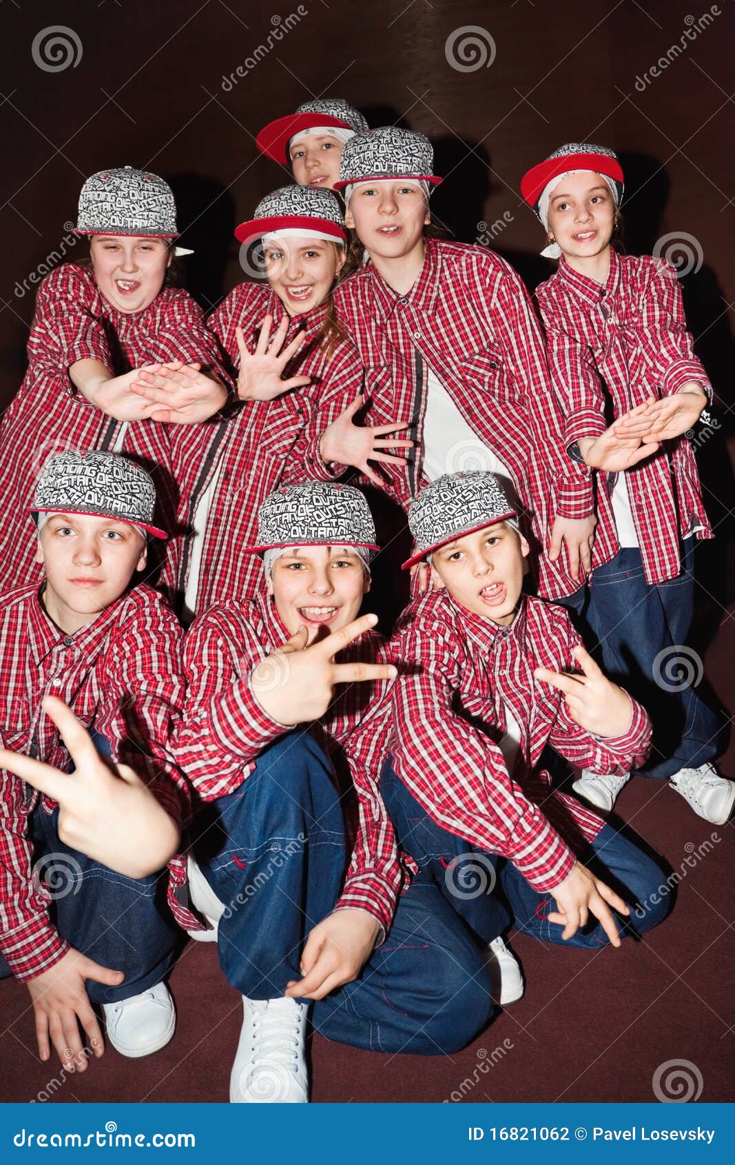 Breakdancing Team Umka on Stage Editorial Photography - Image of ...