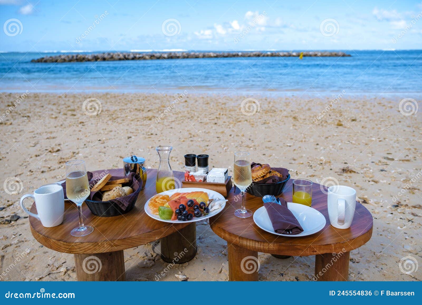 Breakfast on the Beach, Breakfast Setting on a Tropical Beach in ...