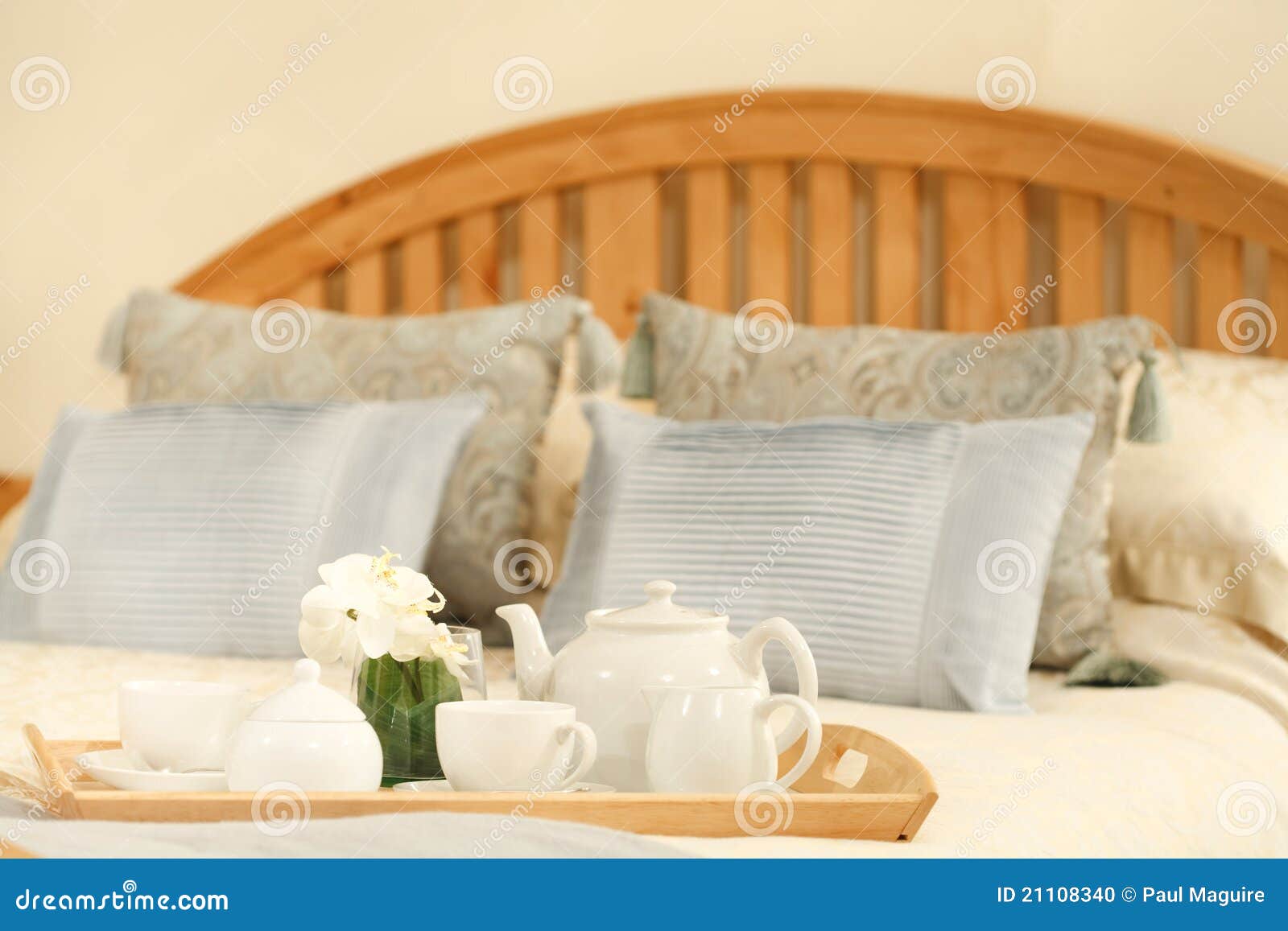 Breakfast in bed stock photo. Image of decor, cozy, closeup - 21108340