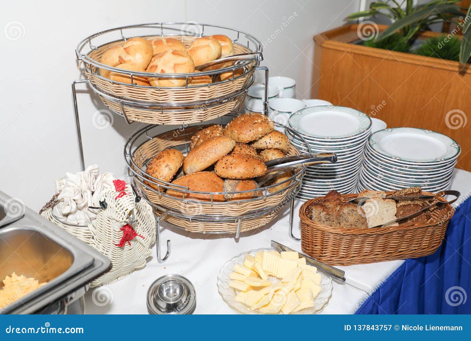 Breakfast Buffet Food Bread Stock Image - Image of cake, milk: 137843757