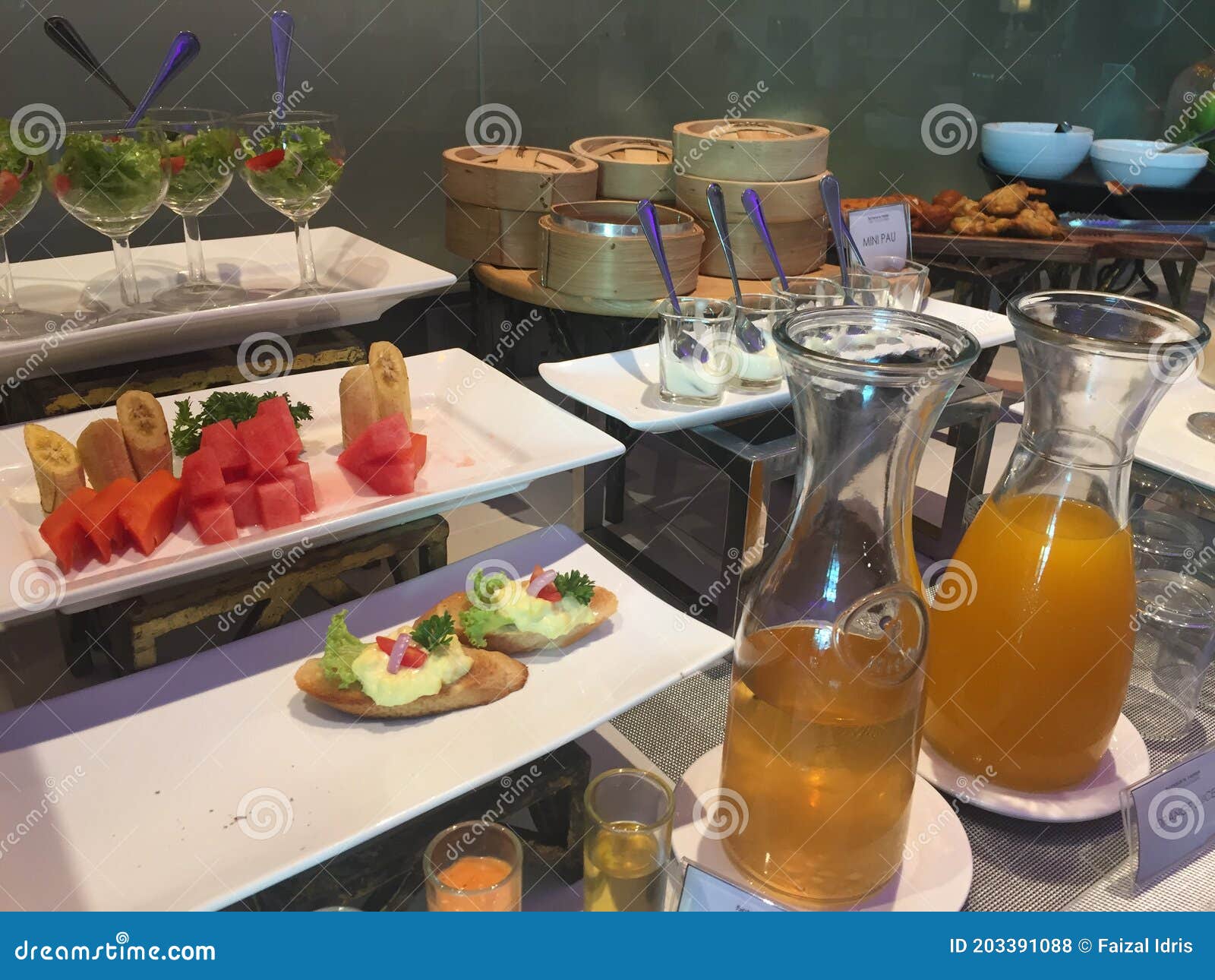 29nov Kuala Lumpur. Breakfast Buffet Spread in Hotel Editorial Stock ...