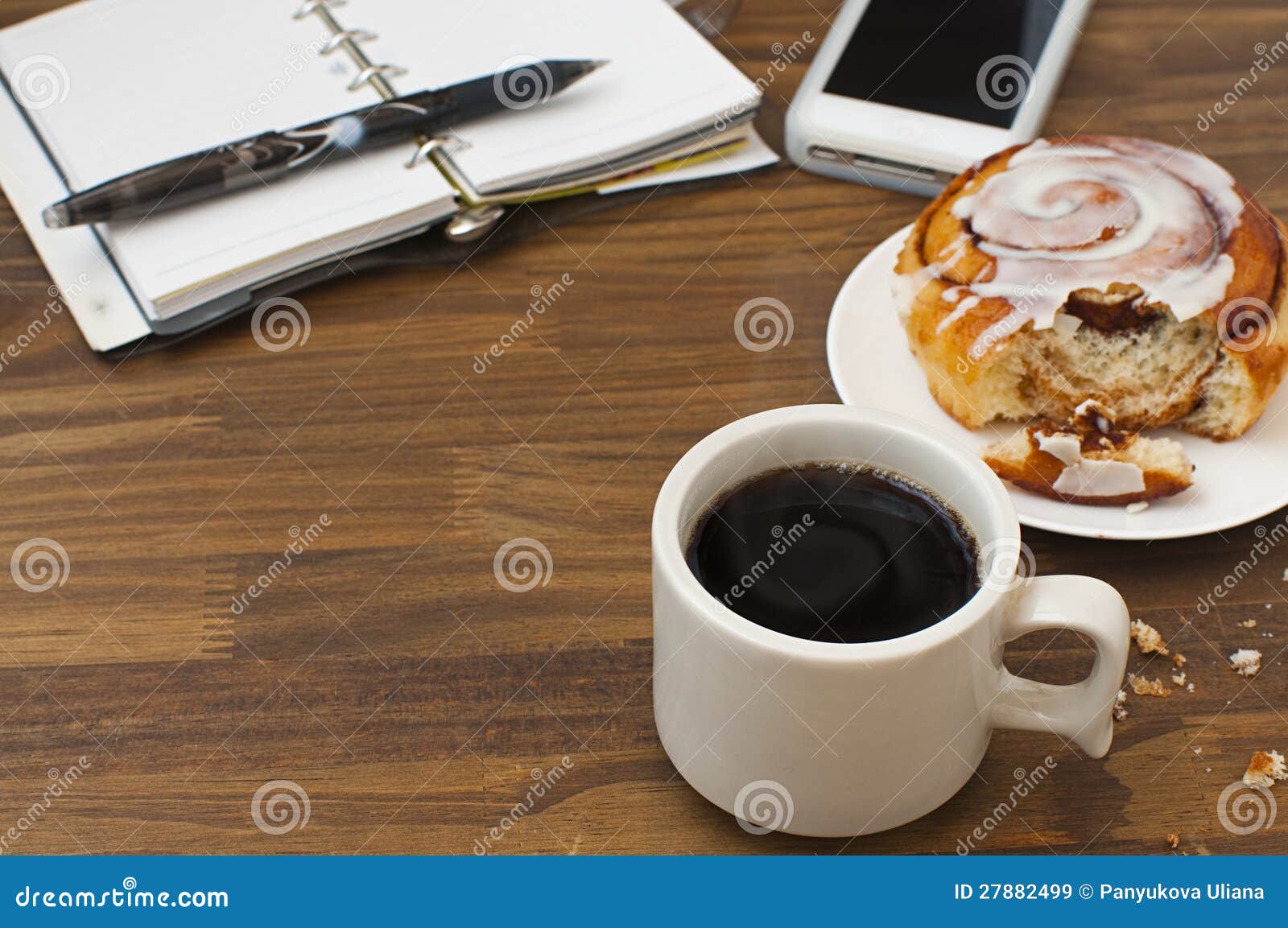 Breakfast for busy morning stock image. Image of cinnamon - 27882499
