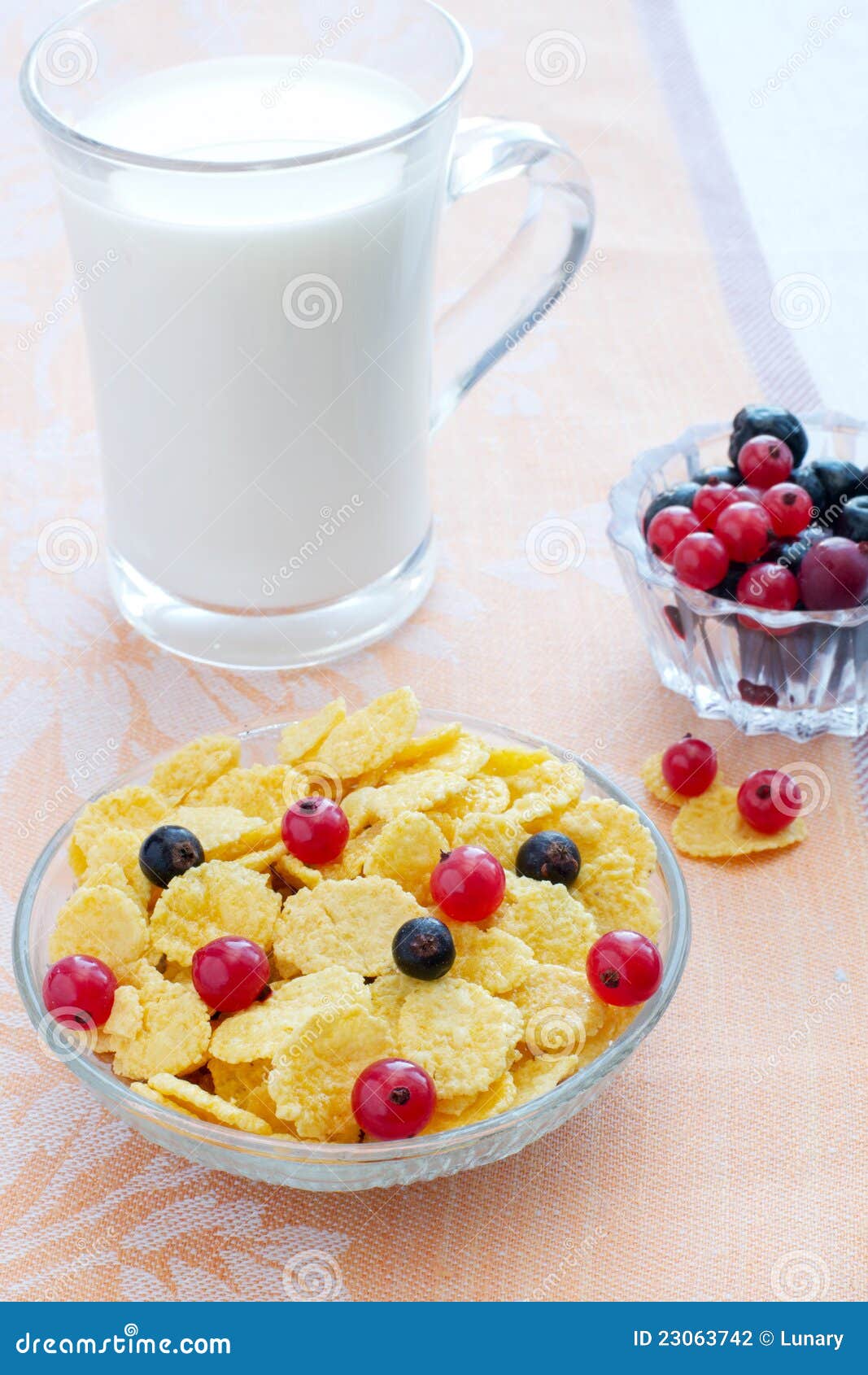 Breakfast cornflakes stock photo. Image of crispy, black - 23063742