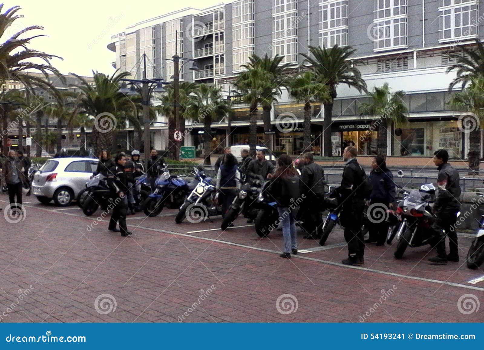 Breakfast run editorial photo. Image of breakfast, town - 54193241